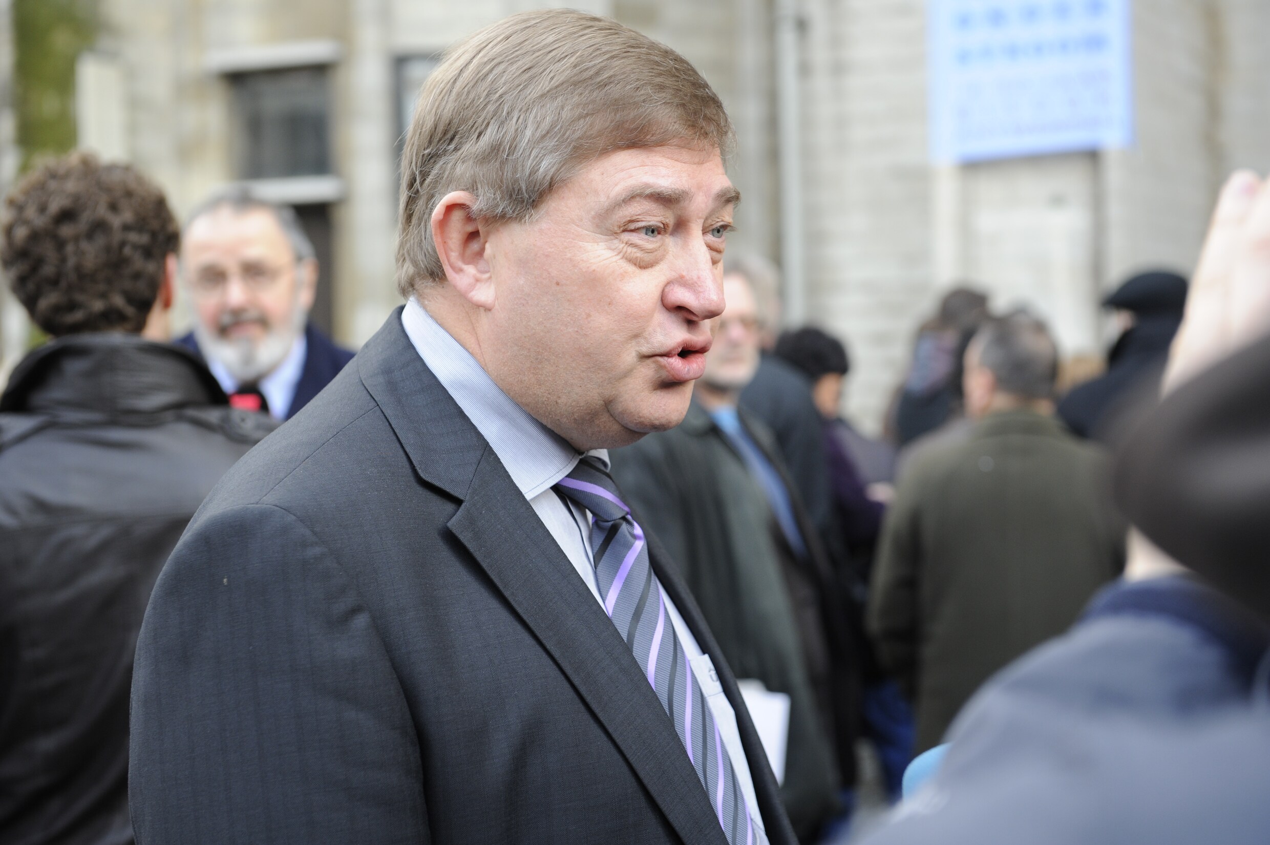 De Franse, geheime villa waardoor Leo Delcroix aftrad als minister ...