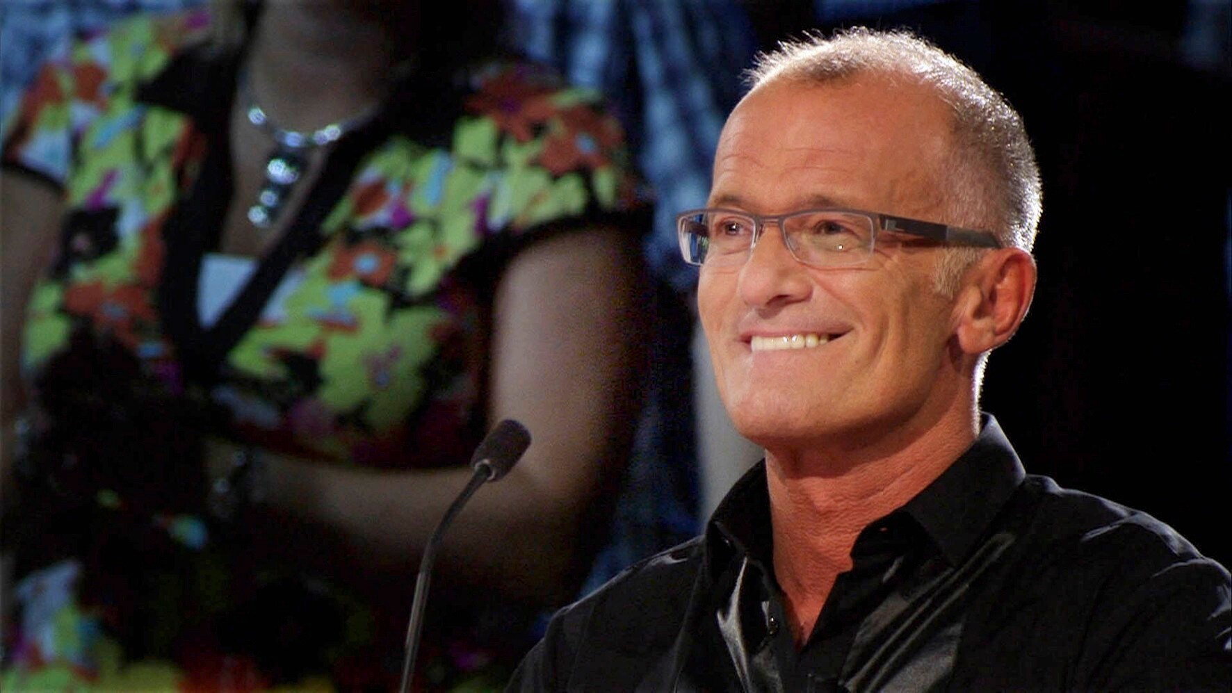 ‘The Masked Singer’-kandidaten nu al ontmaskerd: van Niels Destadsbader ...