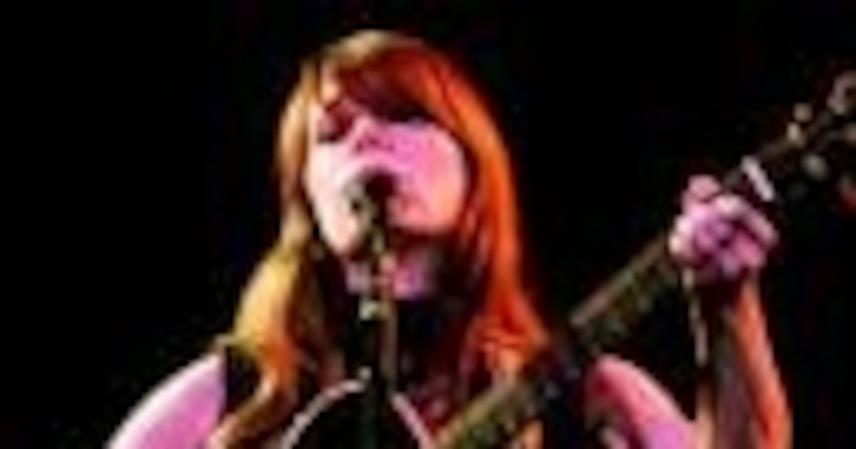 Jenny Lewis with The Watson Twins - Rabbit Fur Coat | Humo: The Wild Site