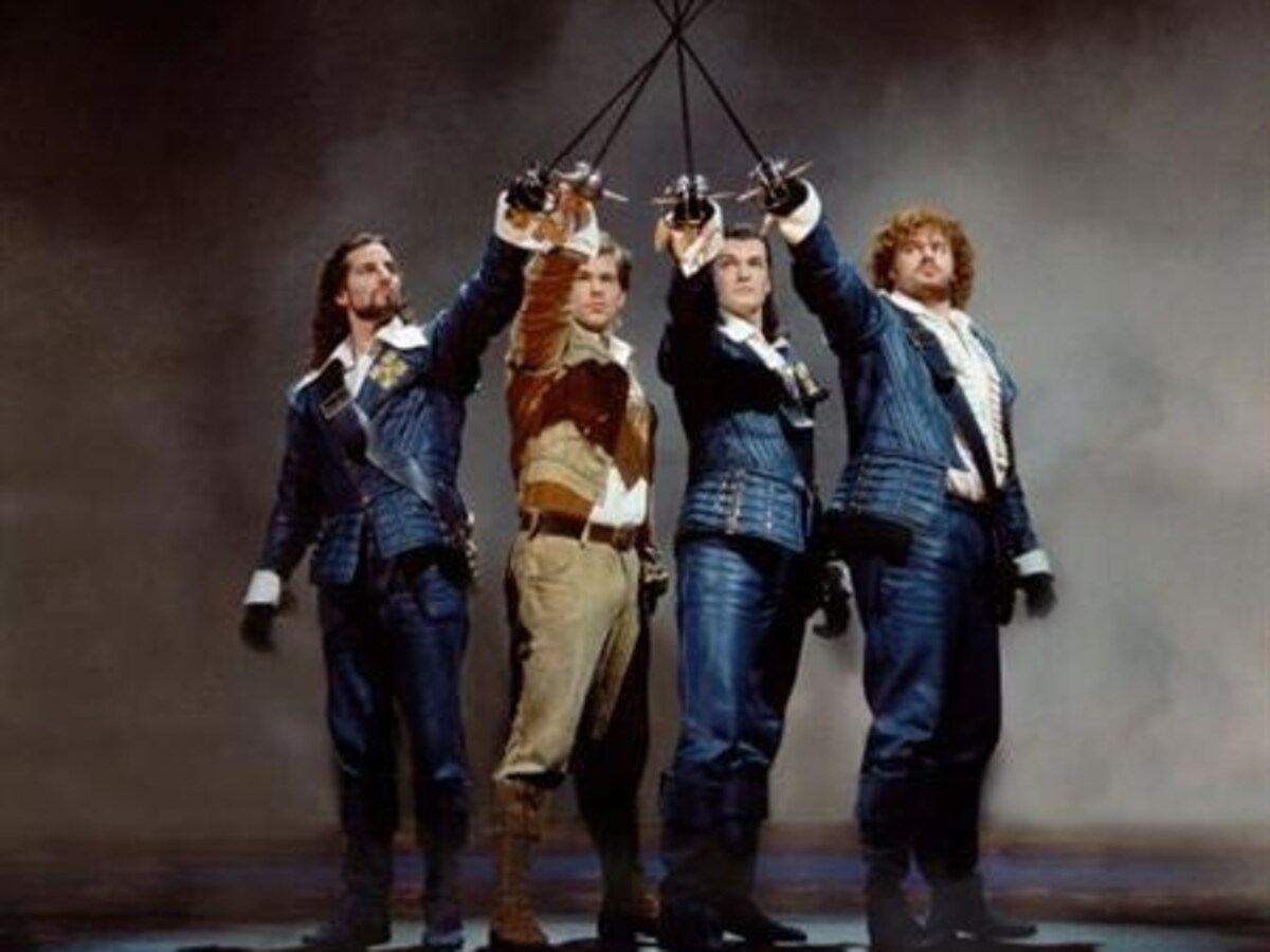 Michael York Drie Musketiers Official Trailer