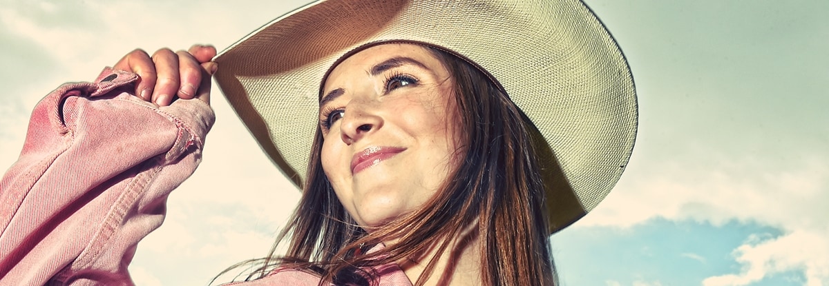 Jonge Leeuwen: Maxine Michiels (24), cowgirl en dochter van Paul ...