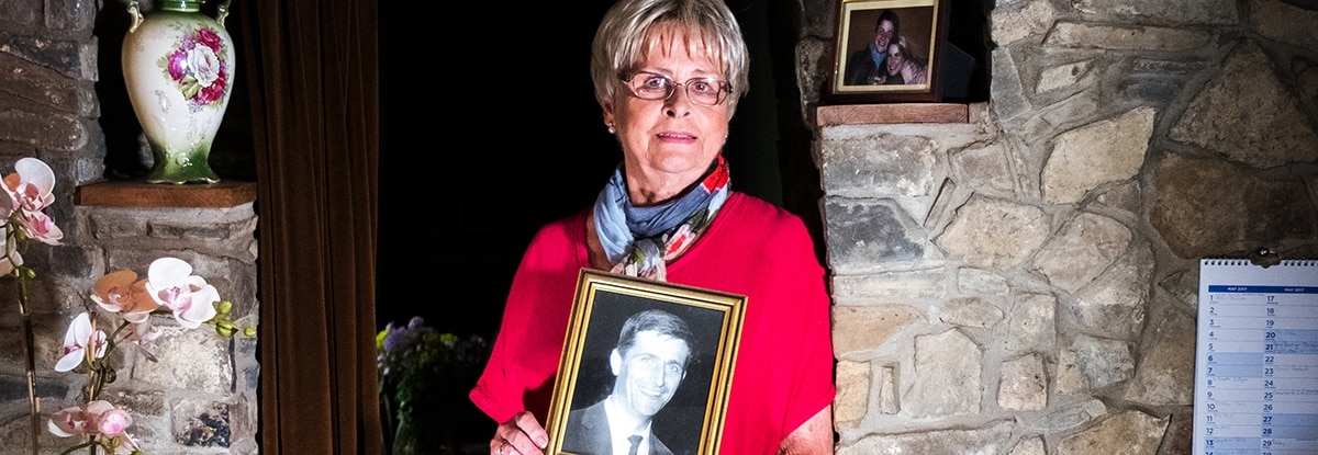 Cherchez La Femme: Helen Sherburn, de weduwe van wielrenner Tom Simpson ...