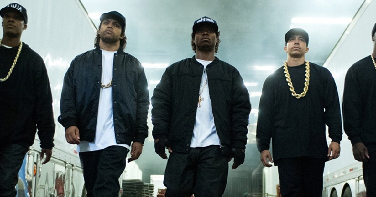 Knallende gangsta rap in 'Straight Outta Compton', eindelijk op Netflix ...