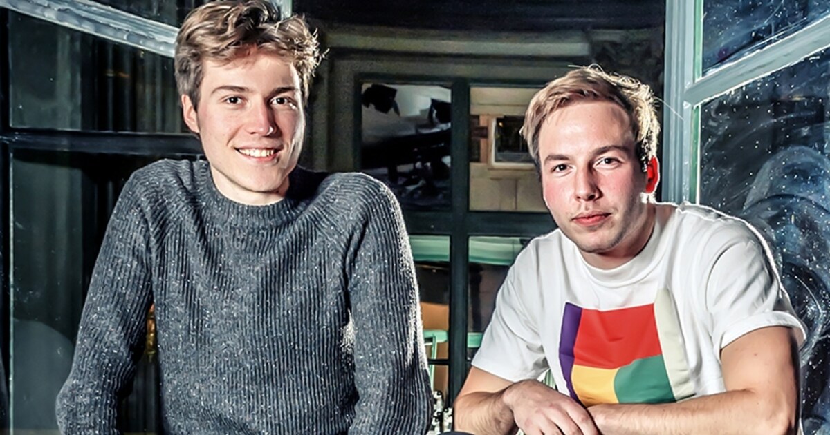 Max (23) en Nathan (21), de zonen van Annemie Peeters | Humo: The Wild Site