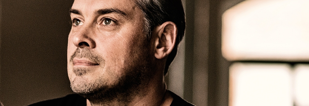 'Ik liep je eerst voorbij omdat ik dacht dat je dood was’ David Van de ...