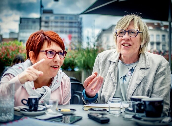 PVDA-verkozenen Nadia Moscufo en Maria Vindevoghel van de werkvloer ...