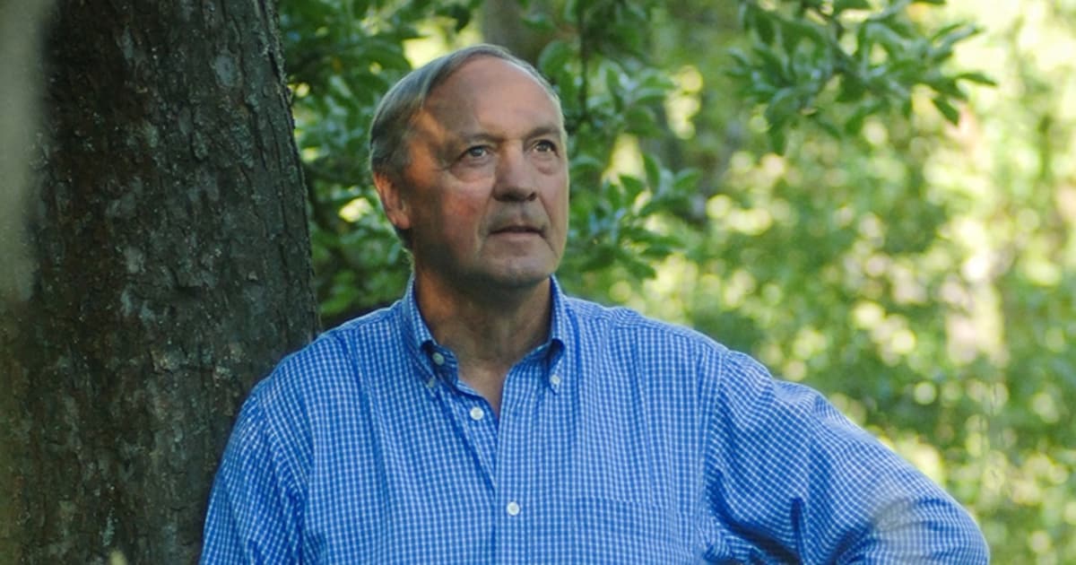 Tien jaar geleden overleed Karel Van Miert: 'In de politiek herleidt ...