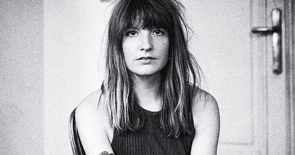 Roos Rebergen: 'Zingen voor soldaten' | Humo: The Wild Site