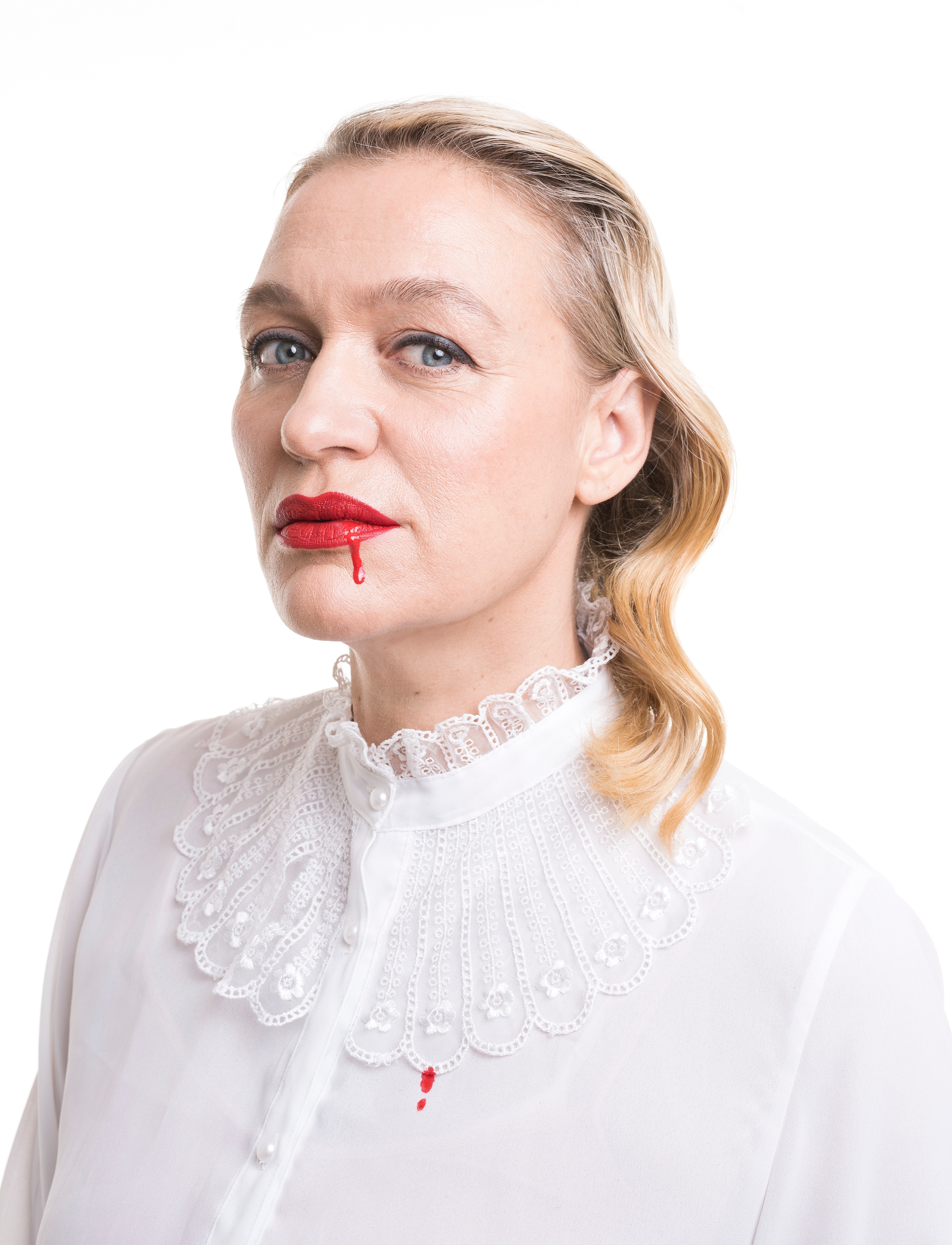 Feminisme volgens Stella Bergsma: ‘Behaag niet, wees gevaarlijk’ | Humo: The Wild Site