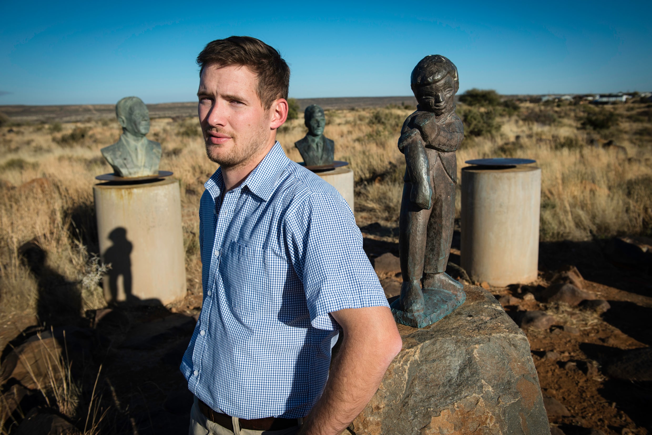 In dit Zuid-Afrikaanse dorp is de slogan #WhiteLivesMatter | Humo: The ...