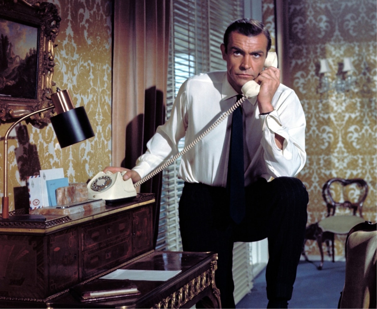 Humo sprak met de échte James Bond: ‘Als ik me had gedragen zoals de ...