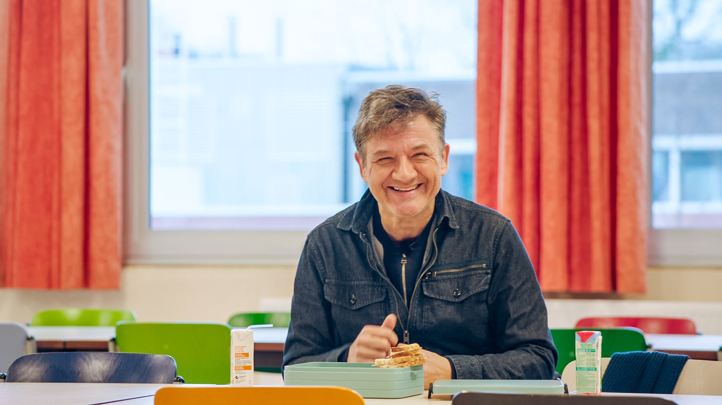 Pyromaan Peeters: ‘Mijn eerste lief waren er meteen twee: twee zussen ...