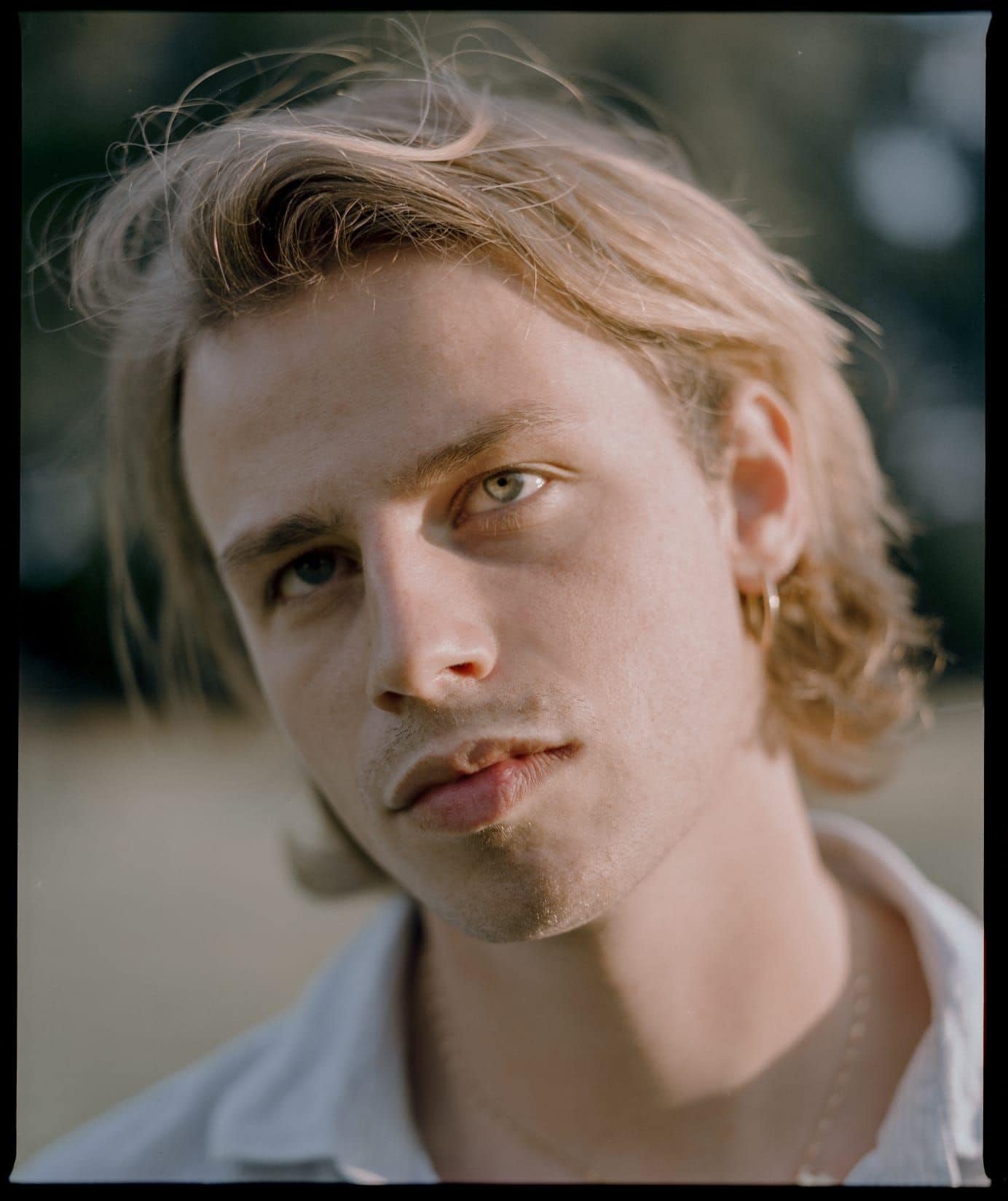 Herbekijk de concertfilm van Sam De Nef: ‘Met deze film wil ik een ...