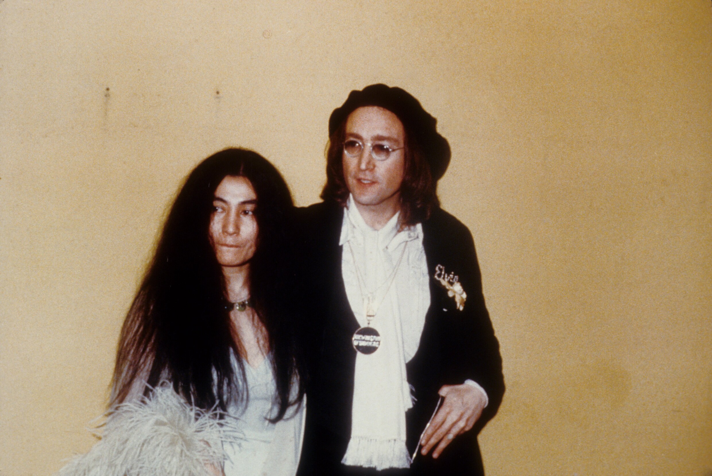 De verborgen jaren van Yoko Ono en John Lennon: ‘John zag in haar een ...