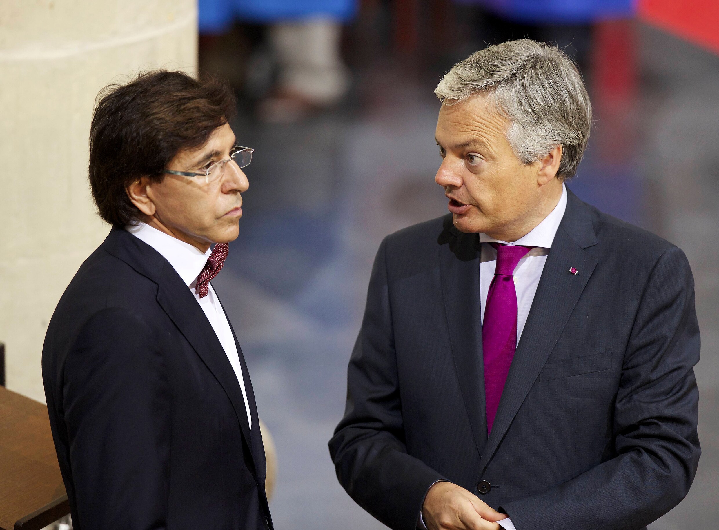 Prins Laurent reageert op artikel ‘De clan Reynders’ + reactie Humo ...