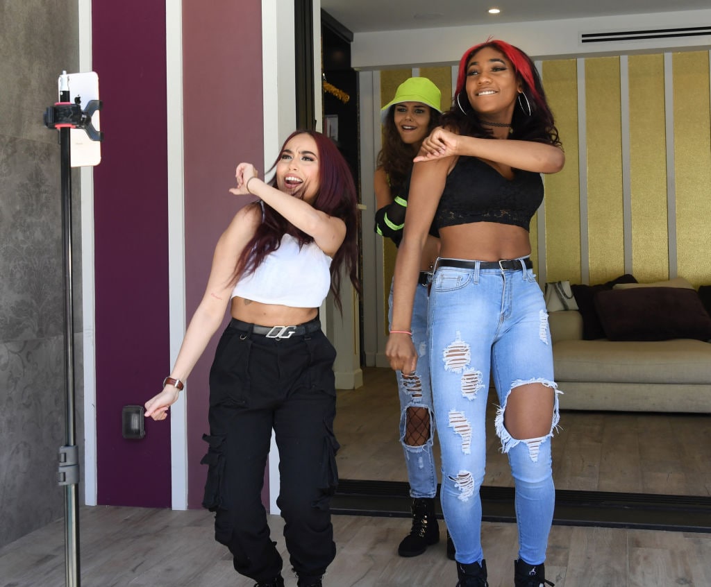 Nederlandse ouders willen 1,4 miljard euro van TikTok | Humo: The Wild Site