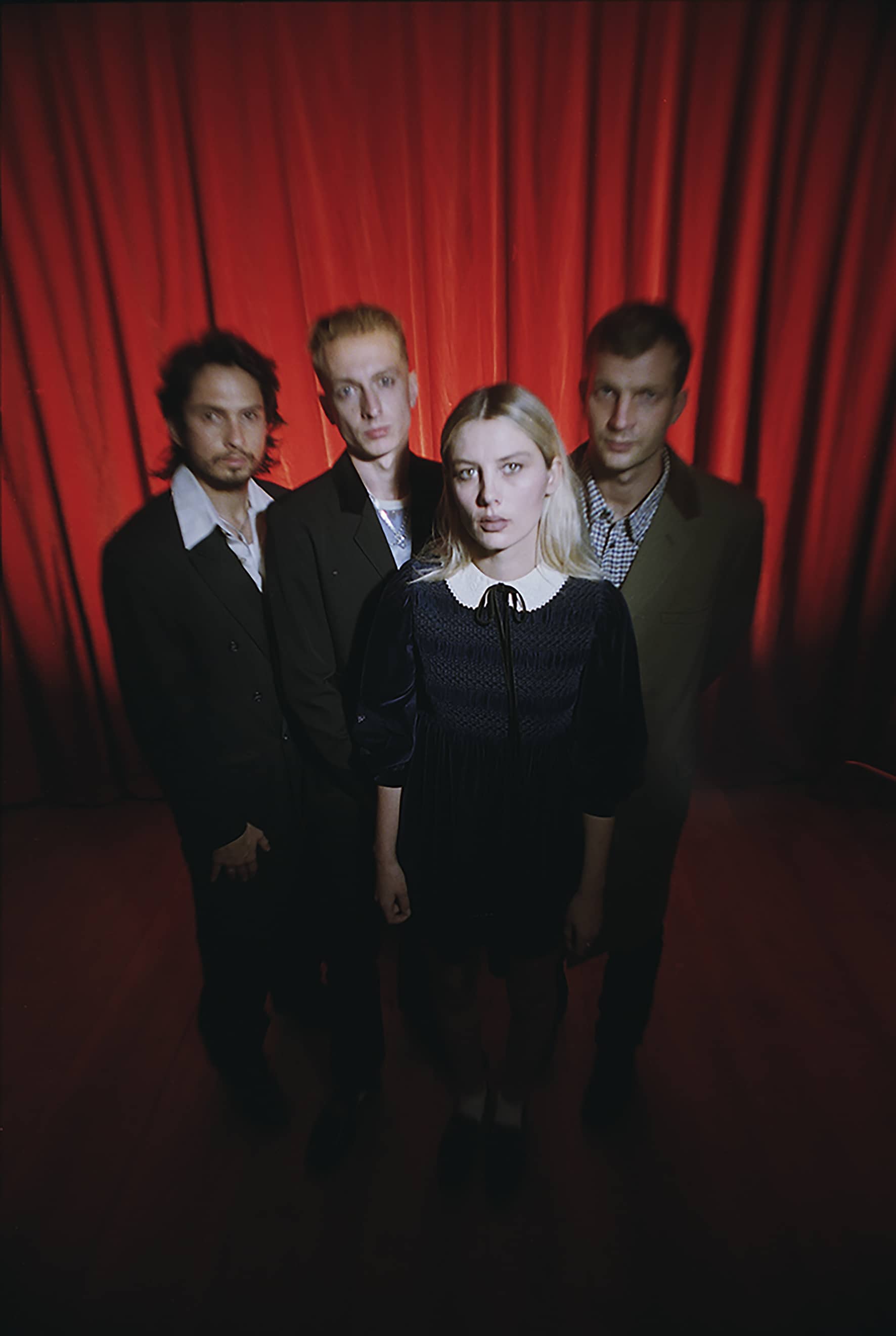 Wolf Alice vindt op het wisselvallige ‘Blue Weekend’ nog steeds geen ...