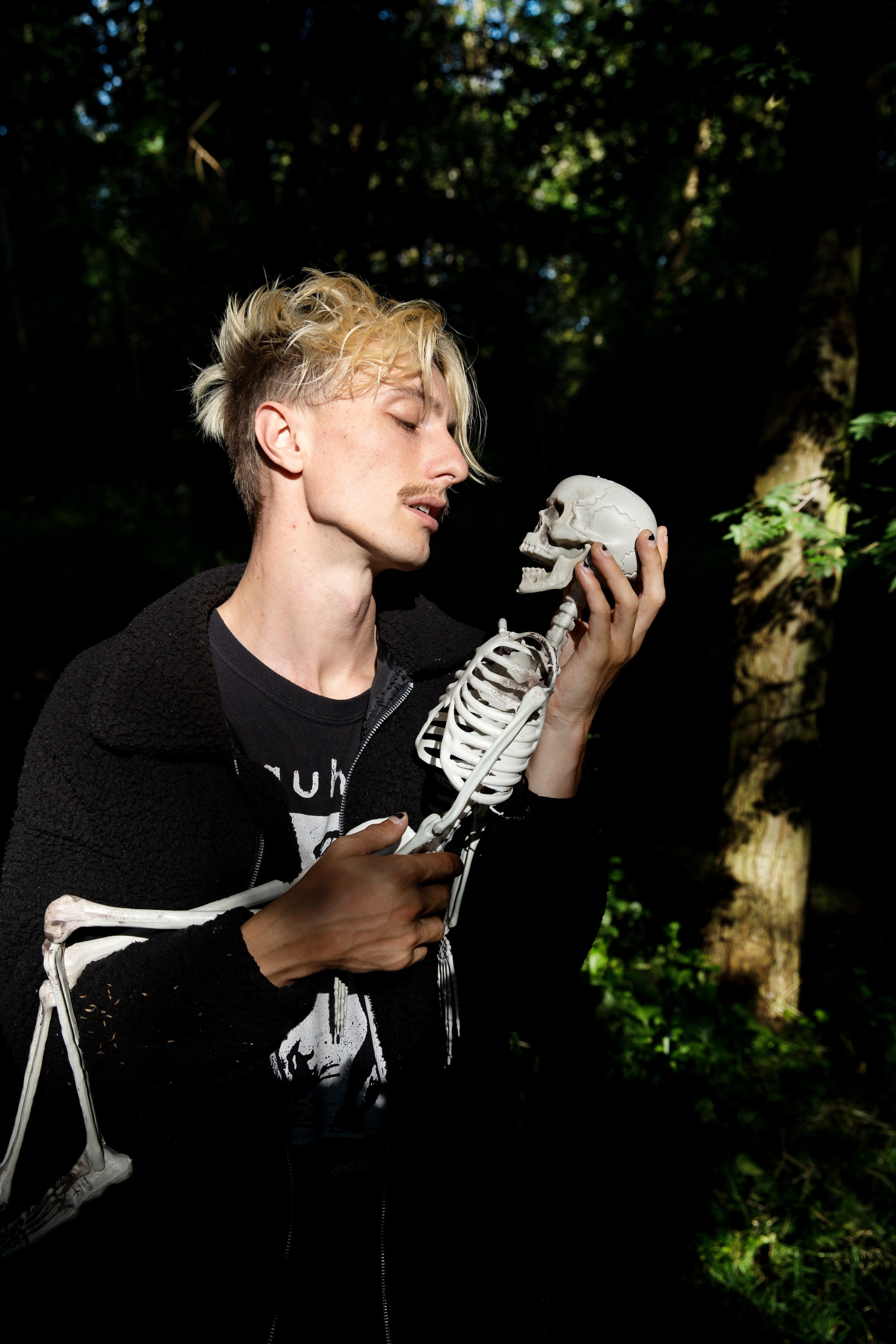 ‘Door alle trauma’s heb ik nog altijd geen kind kunnen zijn’ | Humo: The Wild Site