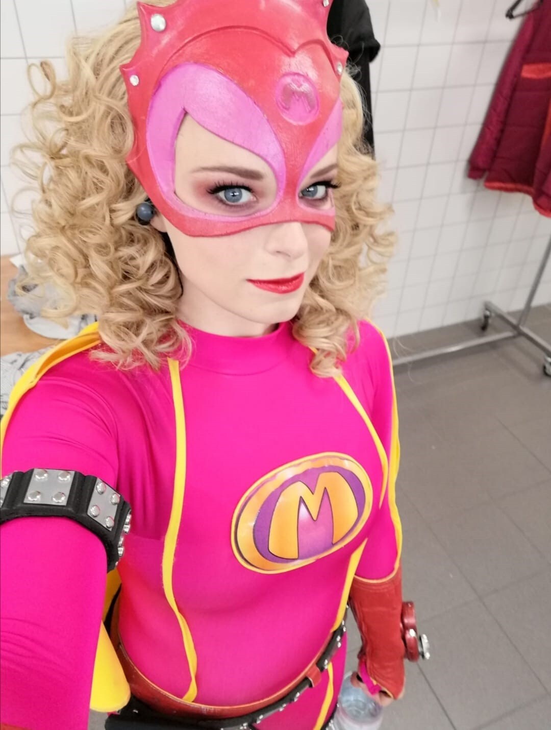 Wesley Sonck en Pedro Elias bingen 12 uur lang TV-programma’s, Sam ...