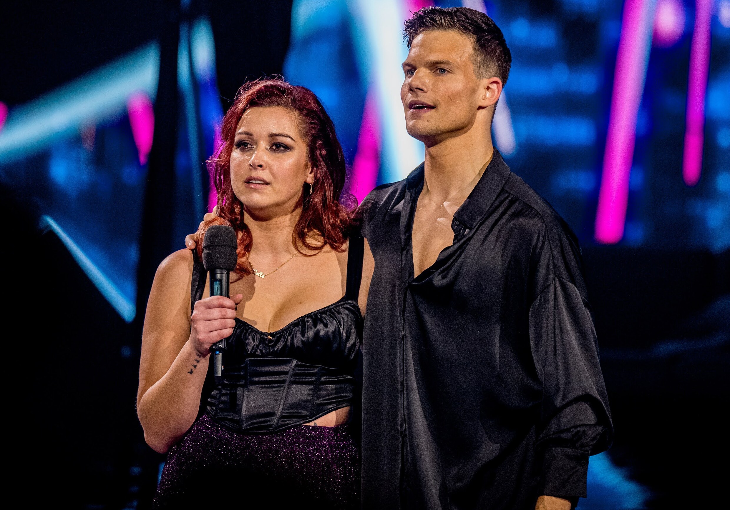 ‘Dat die online kritiek Lotte Vanwezemael zo hard raakt, is niet echt verrassend’ | Humo: The ...