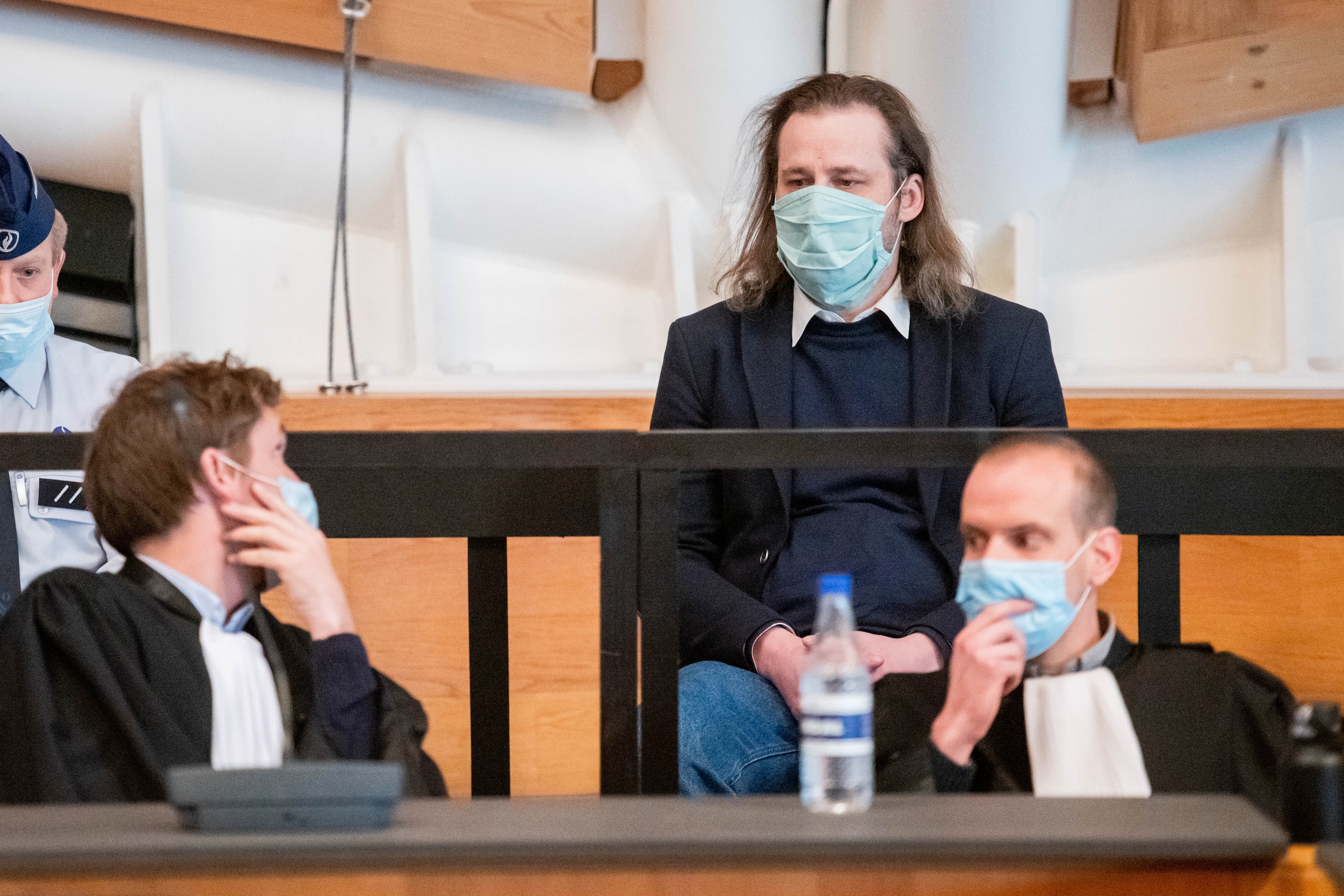 Belgische staat treft officieel schuld aan dood Julie Van Espen, vader ...