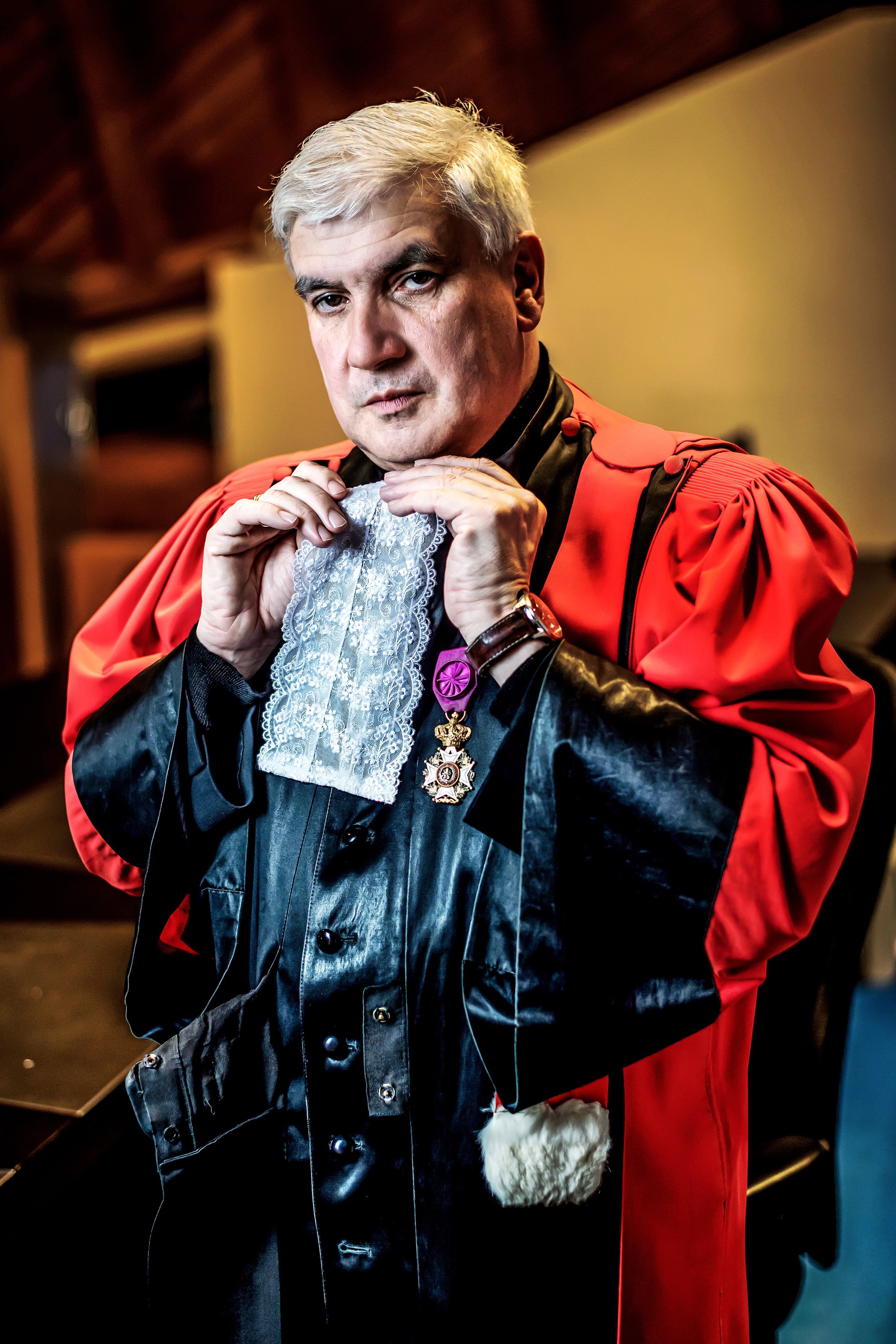 ‘De bevolking gaat heel licht over straffen. Iemand van zijn vrijheid ...