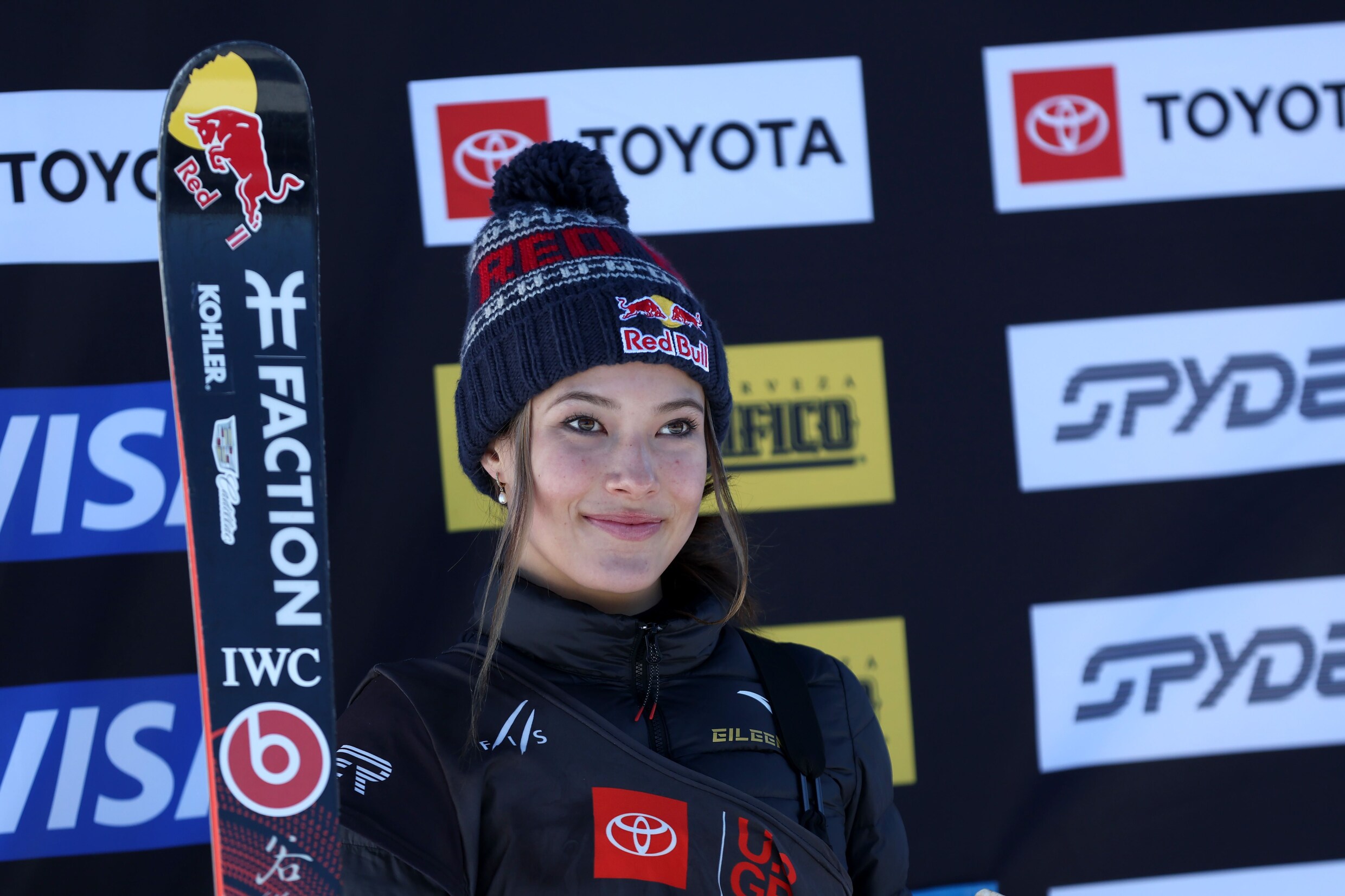 Dubbel goud, Victoria’s Secret-model én pion in een geopolitieke storm ...