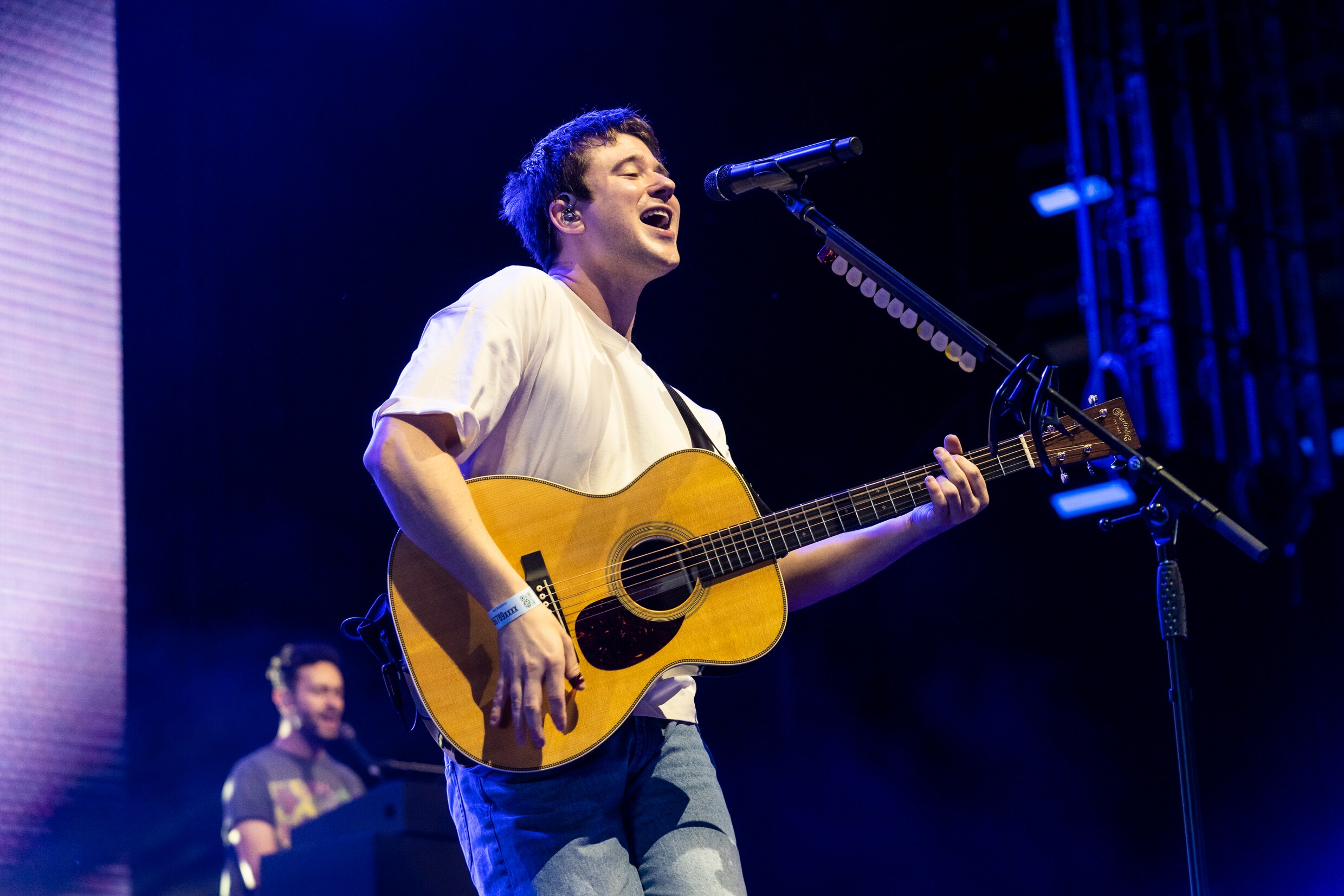 Alec Benjamin op Rock Werchter 2022: Ga aub pottenbakken | Humo: The ...