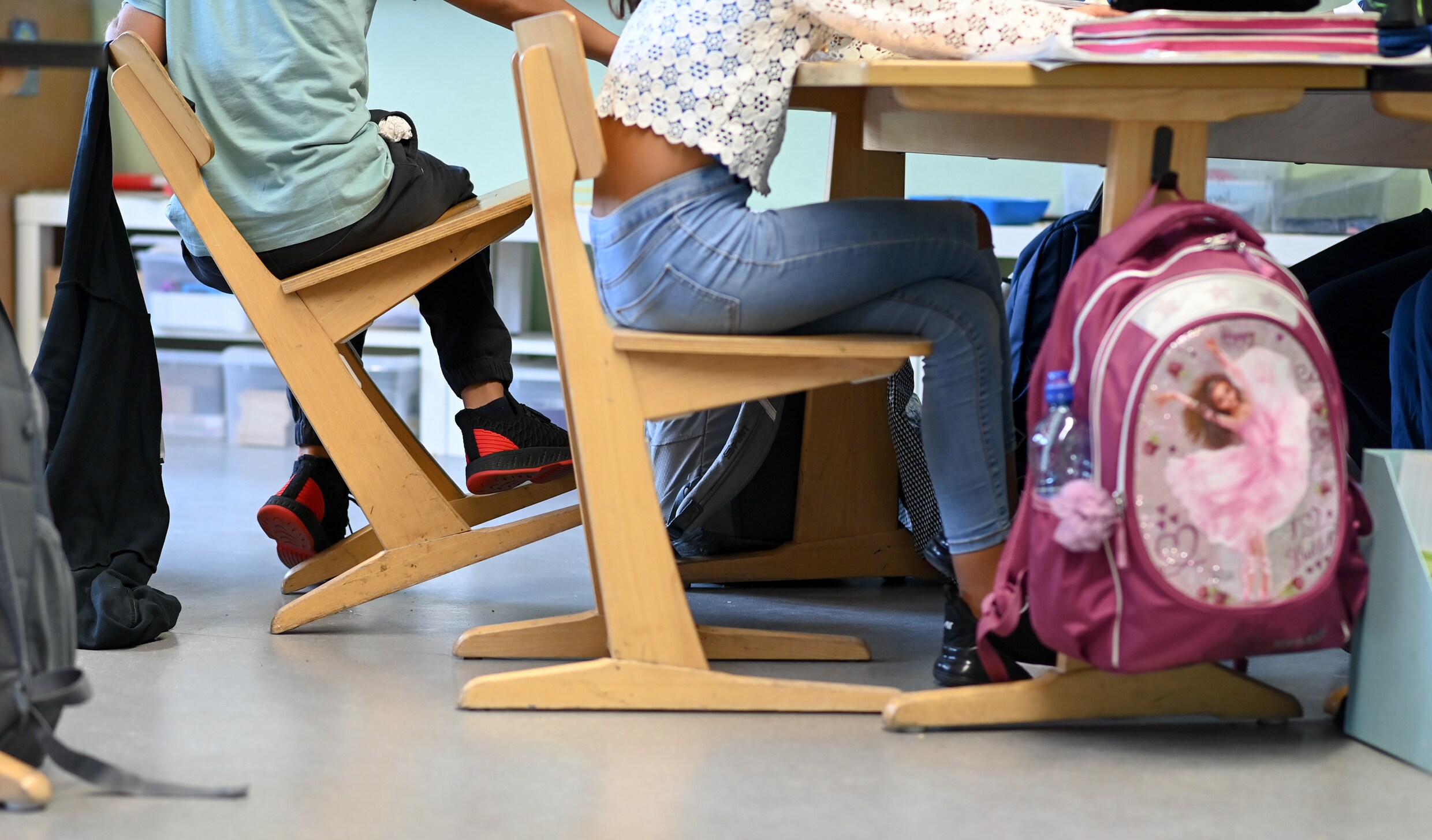 ‘Telkens weer verschijnen er onwaarheden over het onderwijs’ | Humo ...
