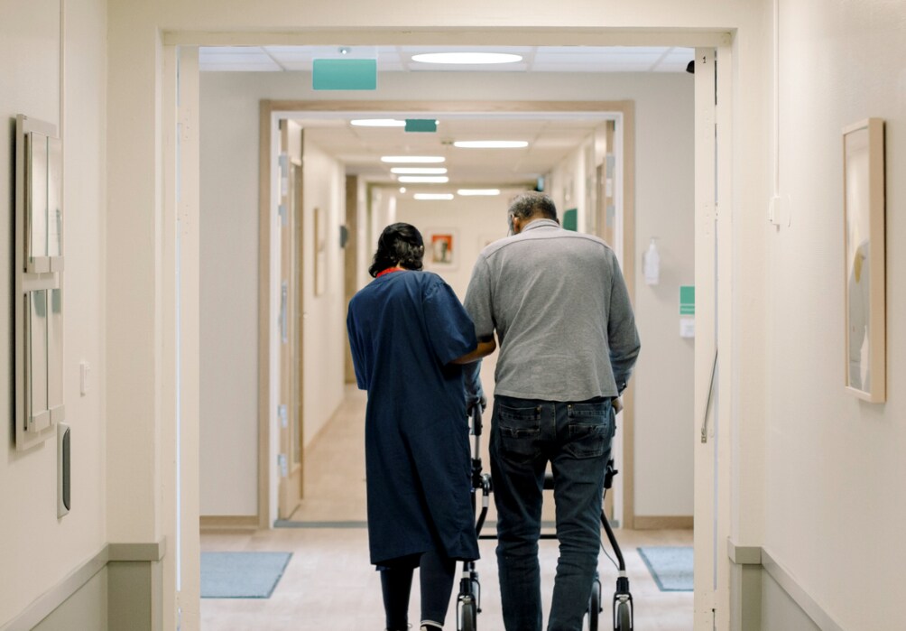 ‘Wie kan me aantonen dat een 85-jarige die nog ‘zelfstandig’ woont ...