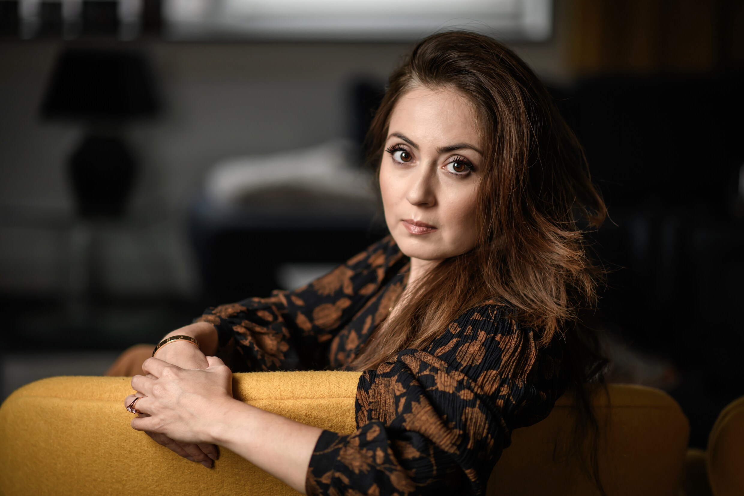 Tahmina Akefi, de geheime liefde van Peter R. de Vries: ‘Peter werd in de loop van zijn carrière ...