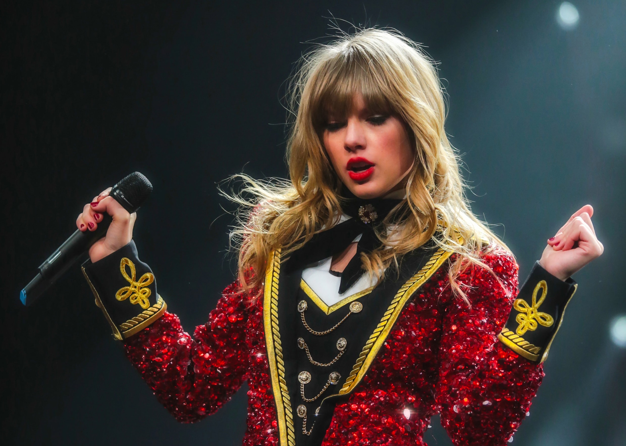 Bekende fans over Taylor Swift: ‘Mannen denken dat ze alles aan anderen ...