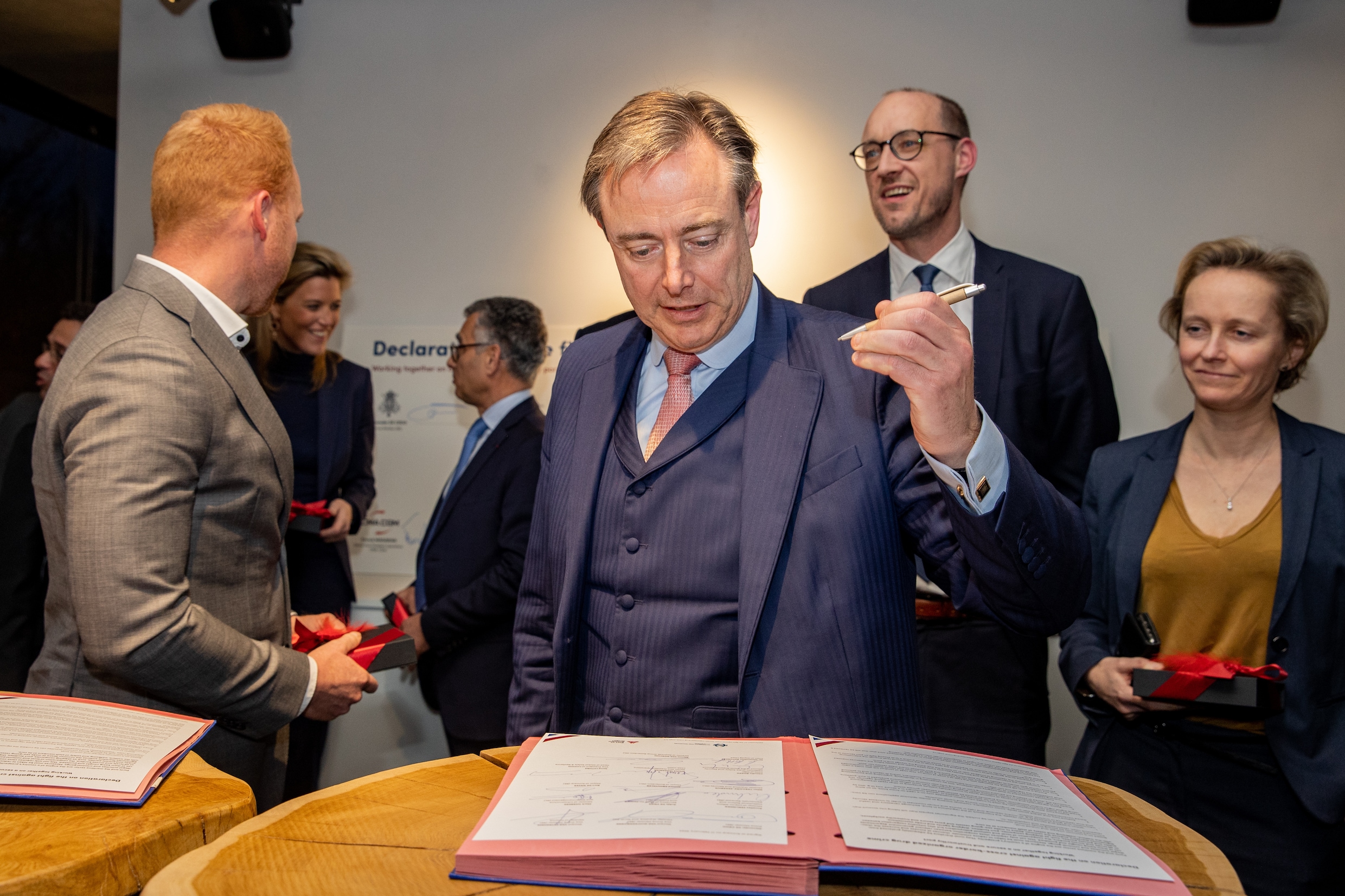 ‘Bart De Wever wil zijn vroegere kiezers terugwinnen’ | Humo: The Wild Site