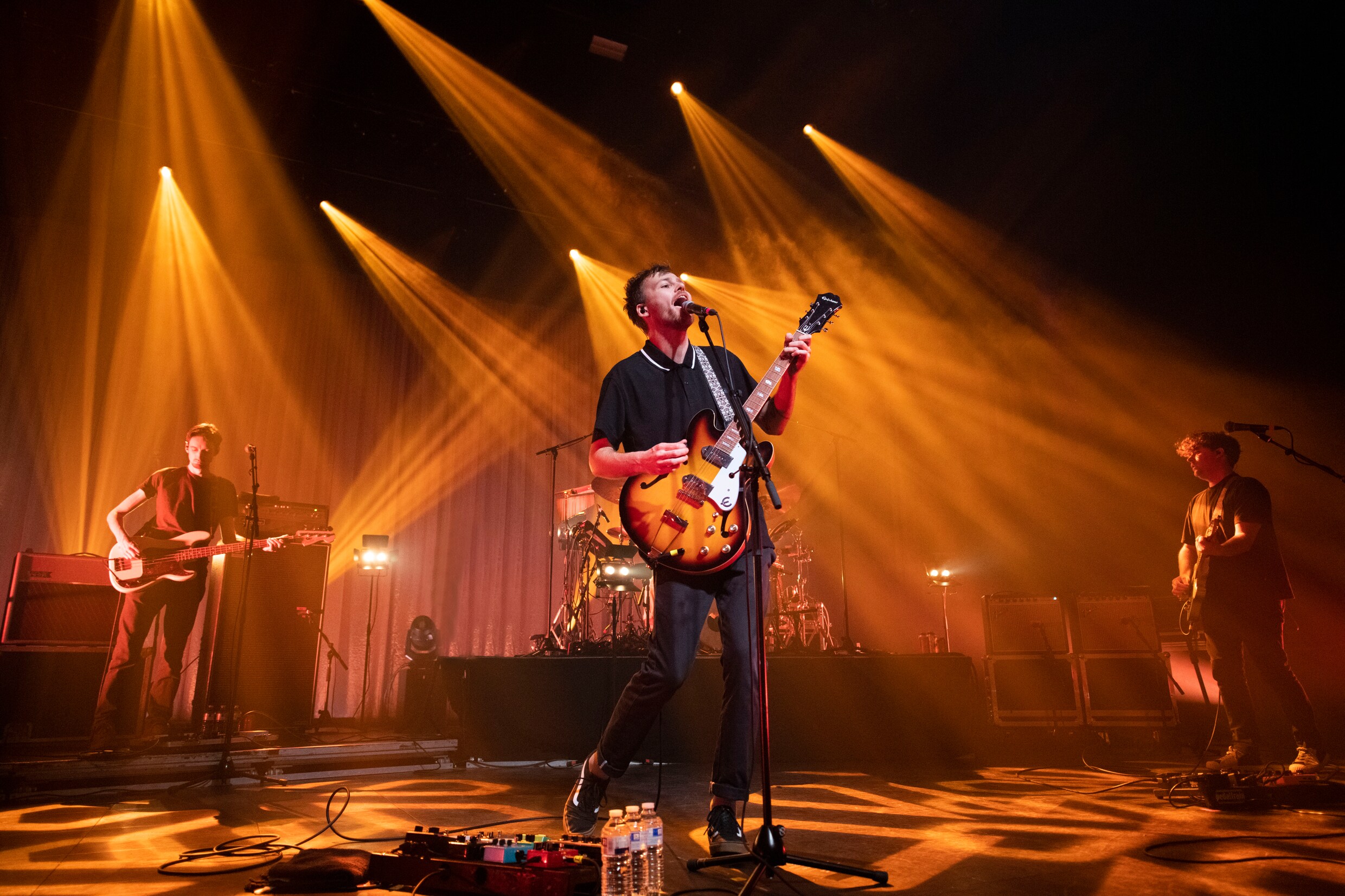 De comeback van XINK in de AB: een rockband die zich geen ...