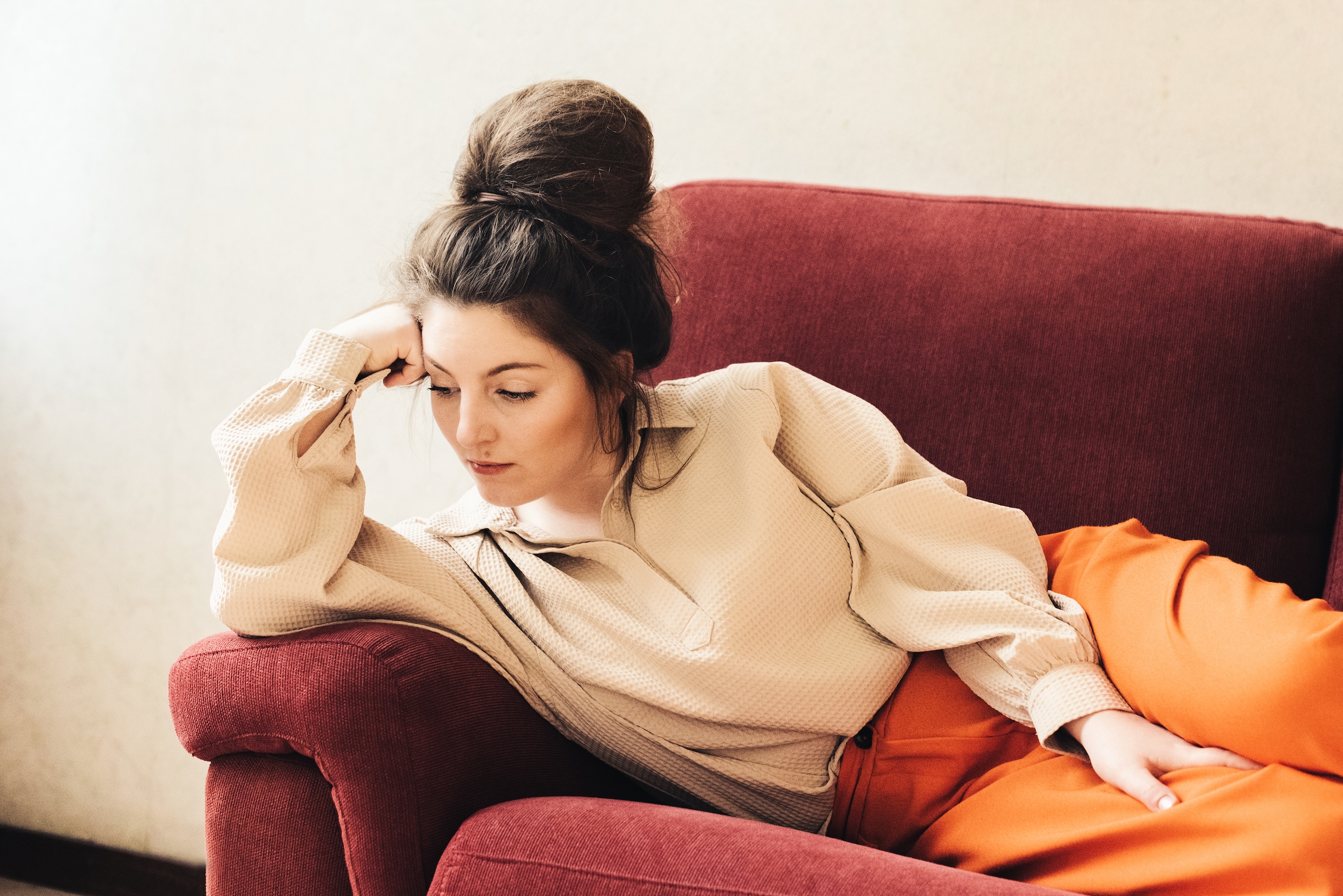 Schrijfster Lize Spit: ‘Als schrijver ben ik eerlijker en opener dan ...