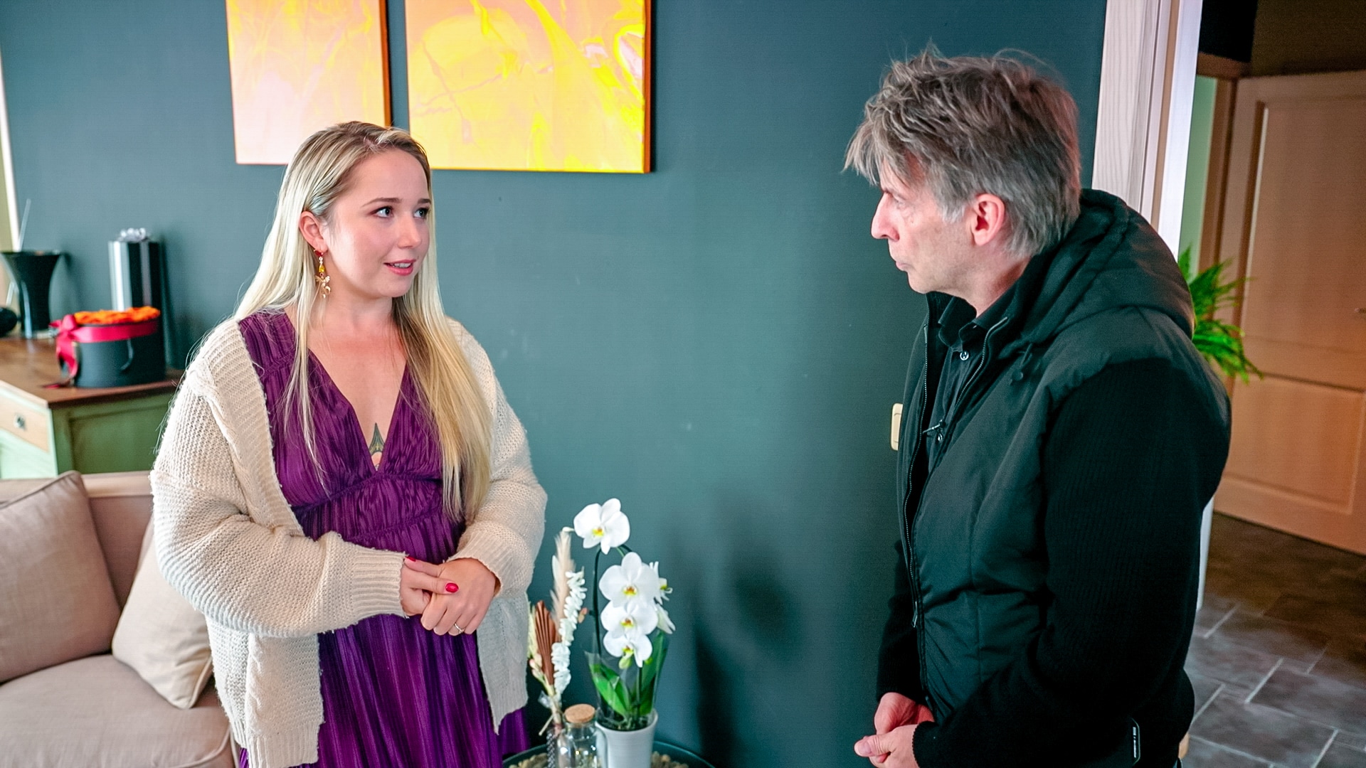 ‘Alloo sexpliciet’ oogt stilistisch gezien stukken minder geschoren dan ...