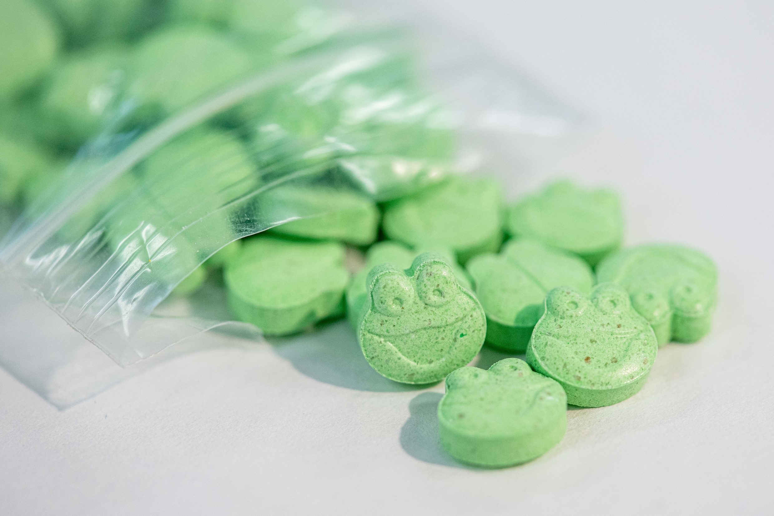 Incident tijdens onderzoek en forse bijwerkingen: waarom MDMA-therapie ...