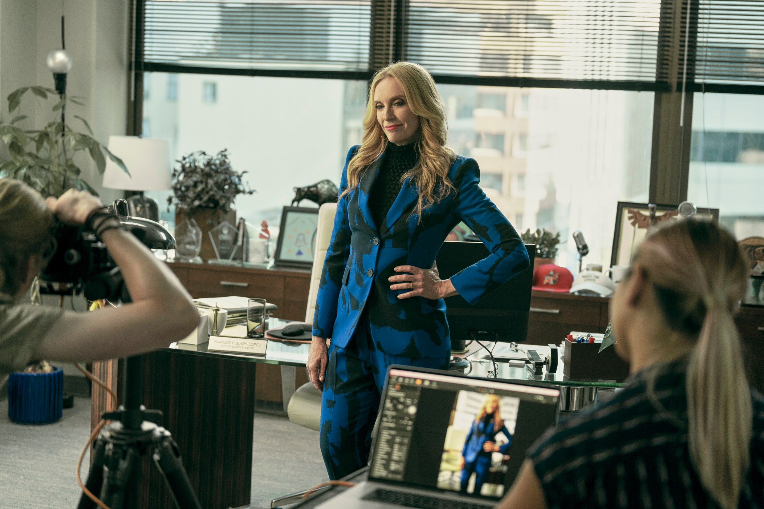 Toni Collette: ‘Ik heb de intimiteitscoach weggestuurd, seksscènes zijn ...