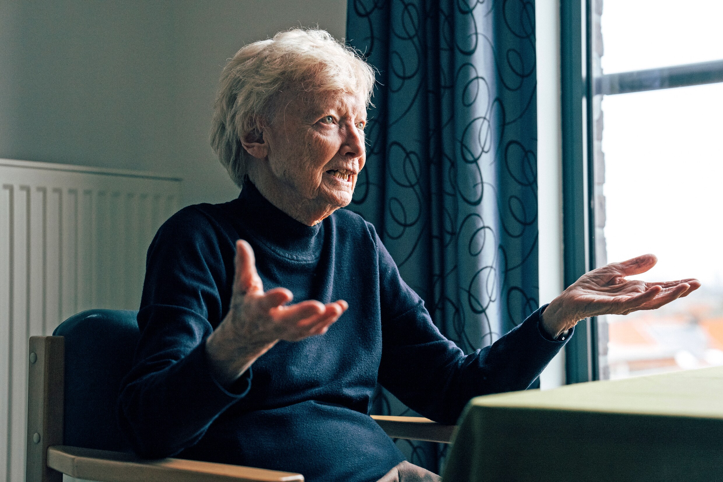 Het bombardement van Mortsel: ‘Een shrapnel boorde zich door de halsslagader van mijn moeder en ...