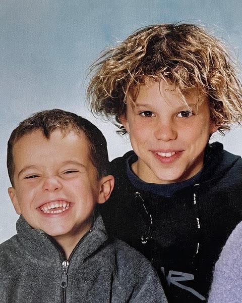 Average Rob en Arno The Kid: ‘Ik heb iemand nodig die achter mijn veren ...