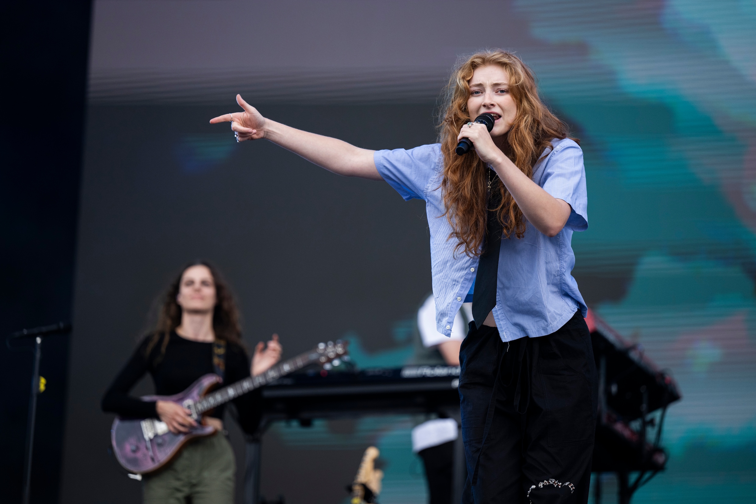 Froukje: ‘De enige reactie van mijn ouders op mijn biseksualiteit was ...