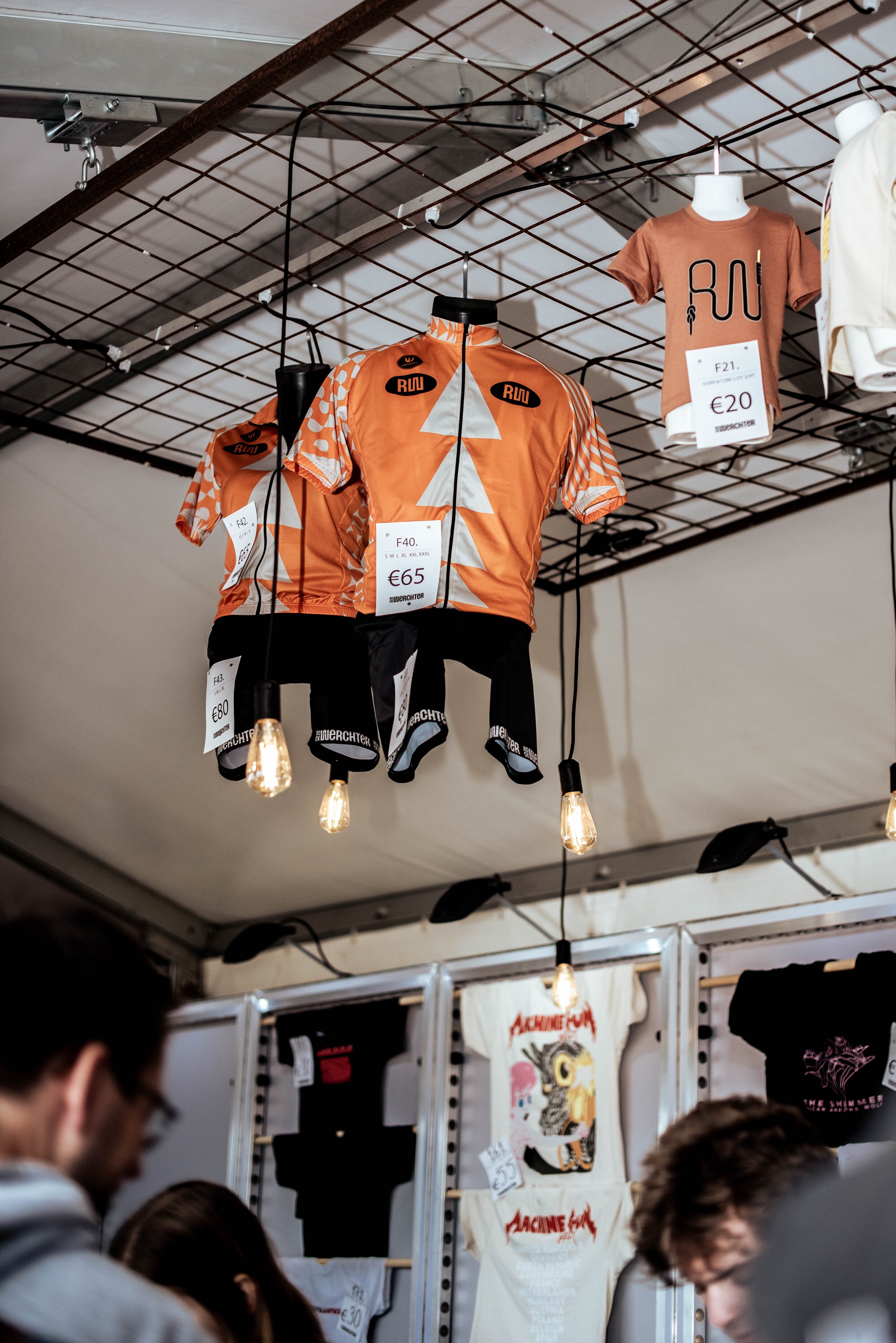 ‘Ik vind het allemaal lelijk, maar het verkoopt wel goed!’: hoe zit het ...