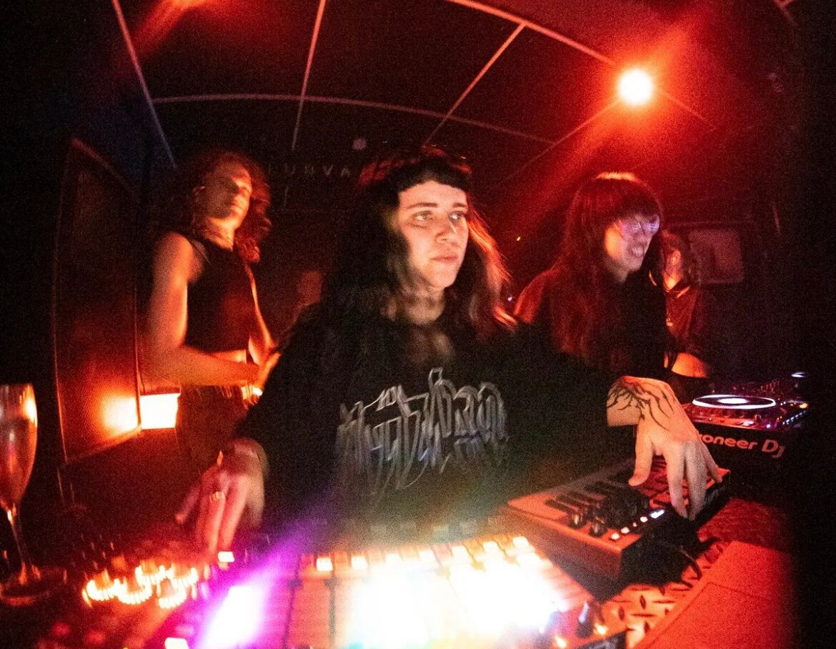 Na DJ Pombak en 'Friesenjung' van Joost: dance wordt steeds sneller ...