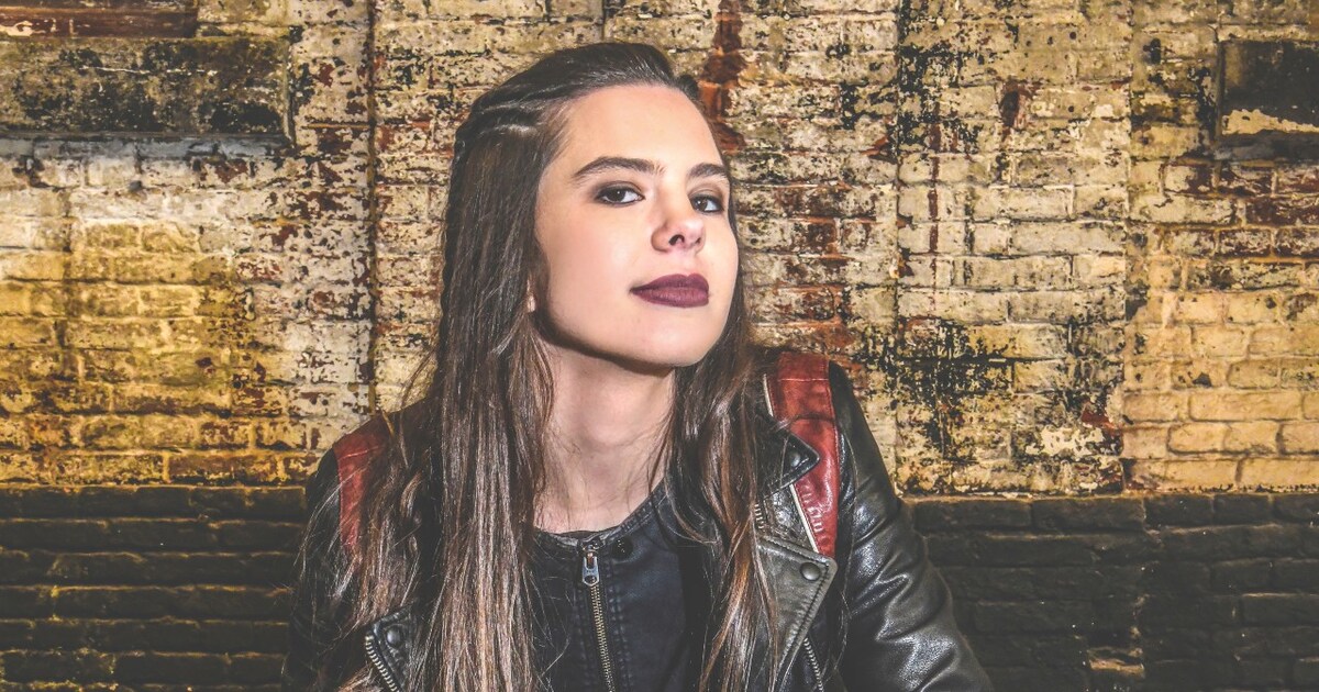 Amber Broos: ‘Dank aan Charlotte De Witte en Amelie Lens’ | Humo: The ...