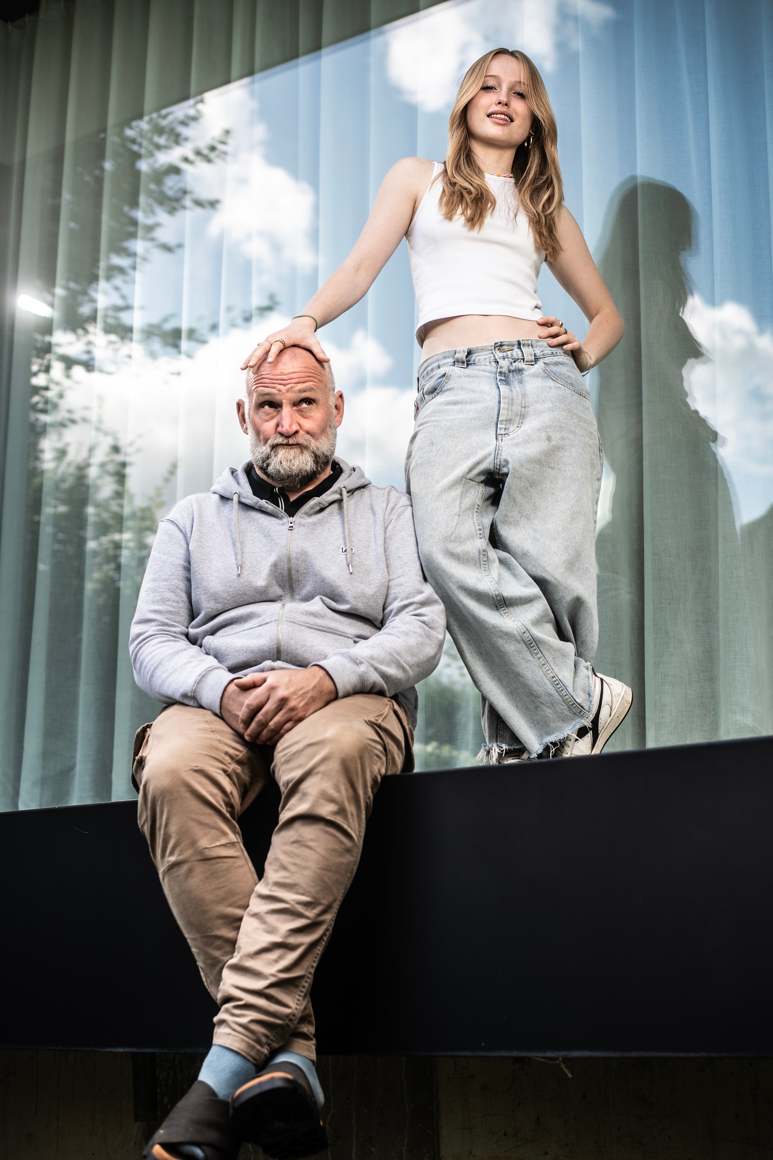 Pippa Van Looveren: ‘Als een jongen nog maar naar me kijkt, denkt papa ...