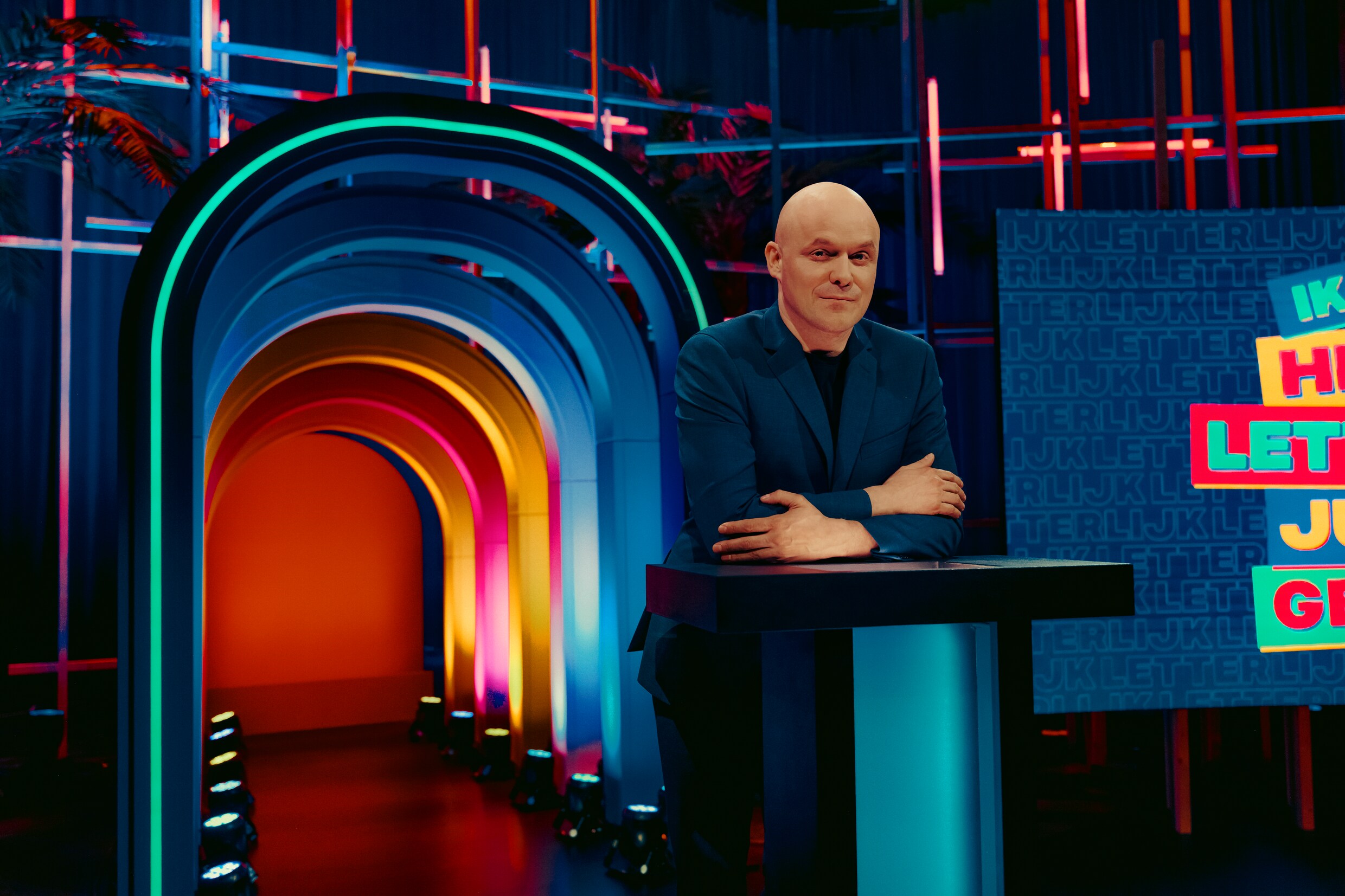 Philippe Geubels debuteert als quizmaster: ‘Ik kloot mezelf zo graag ...