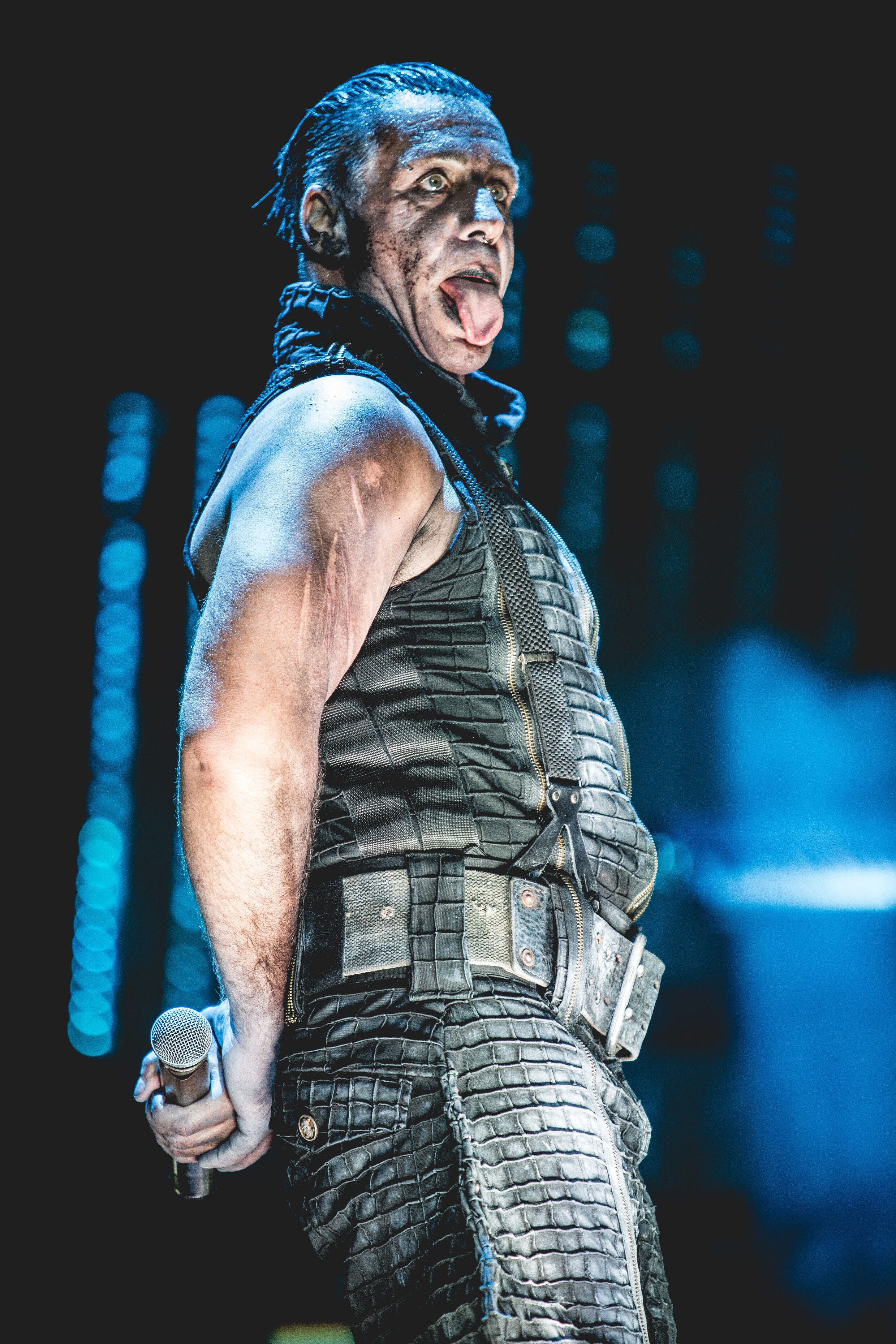 Onderzoek tegen frontman Rammstein stopgezet: ‘Wie een anti-wokeband ...