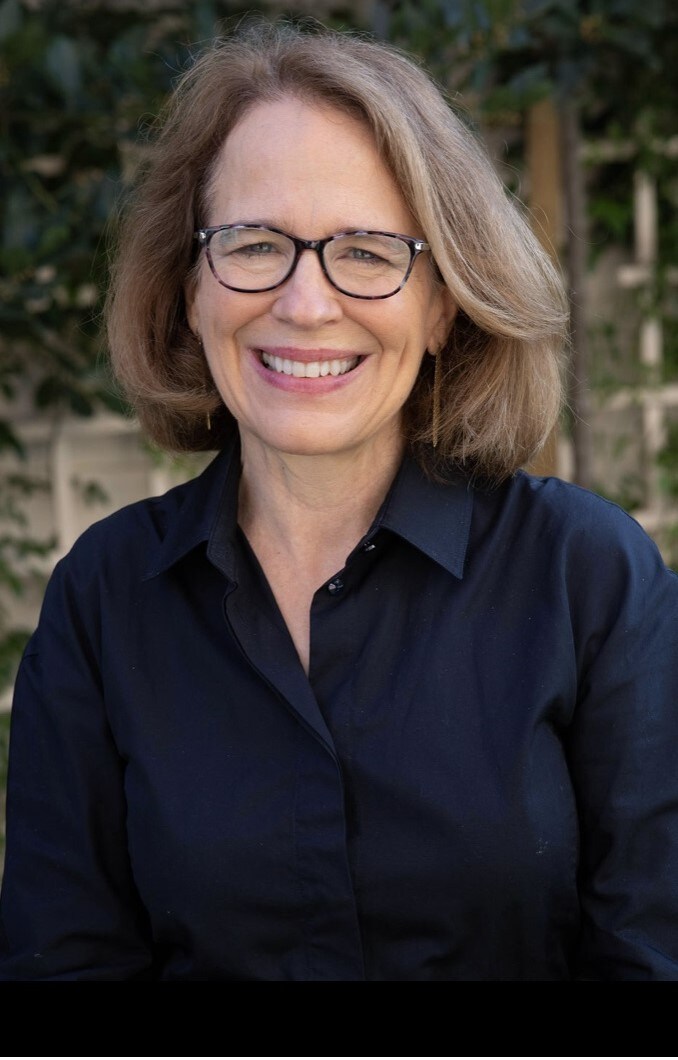 Veroordeelde pedopater Luk Delft staat vandaag opnieuw voor rechter ...