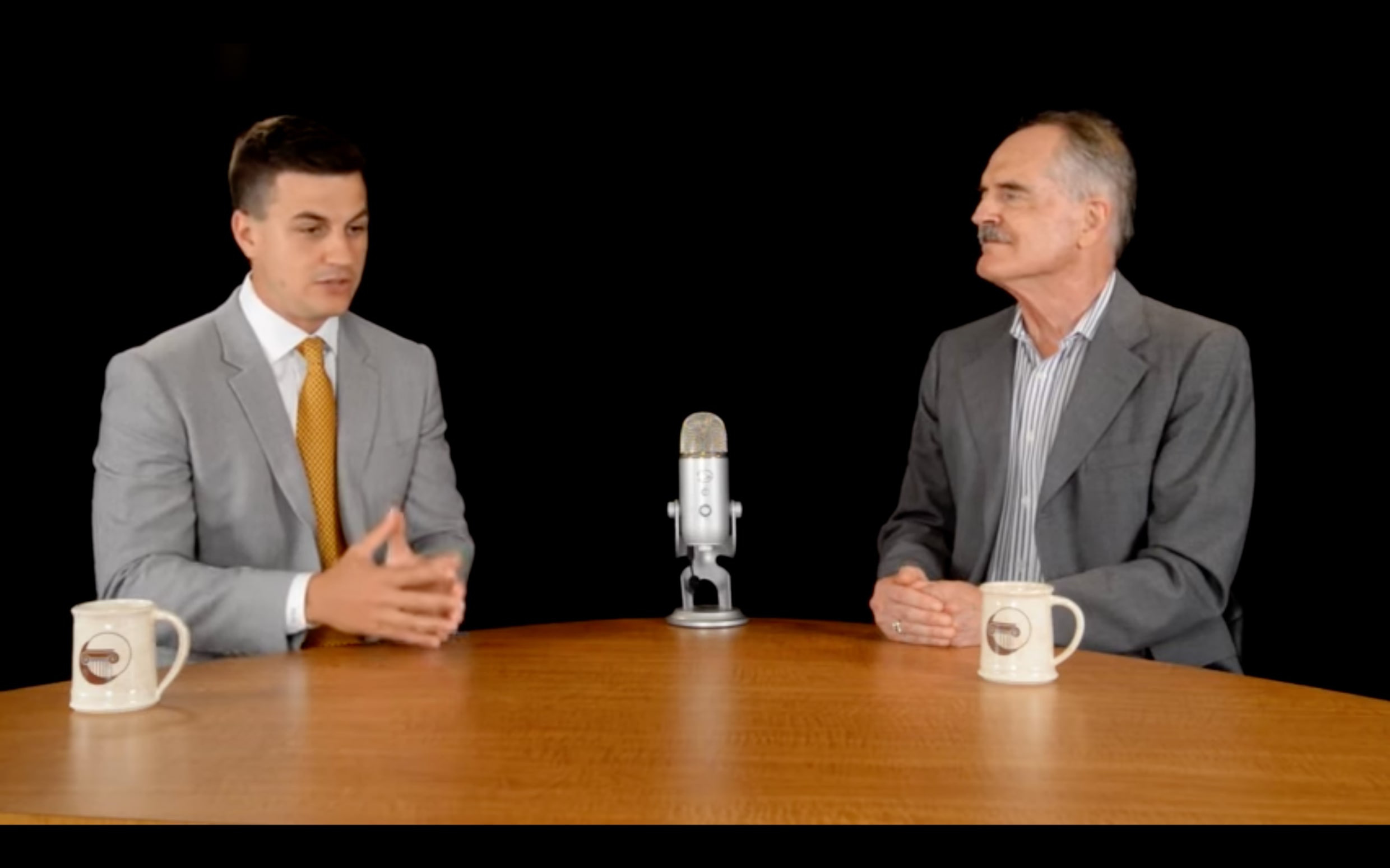 Dries Van Langenhove schuift aan bij ‘white supremacist’: ‘Liberalen ...