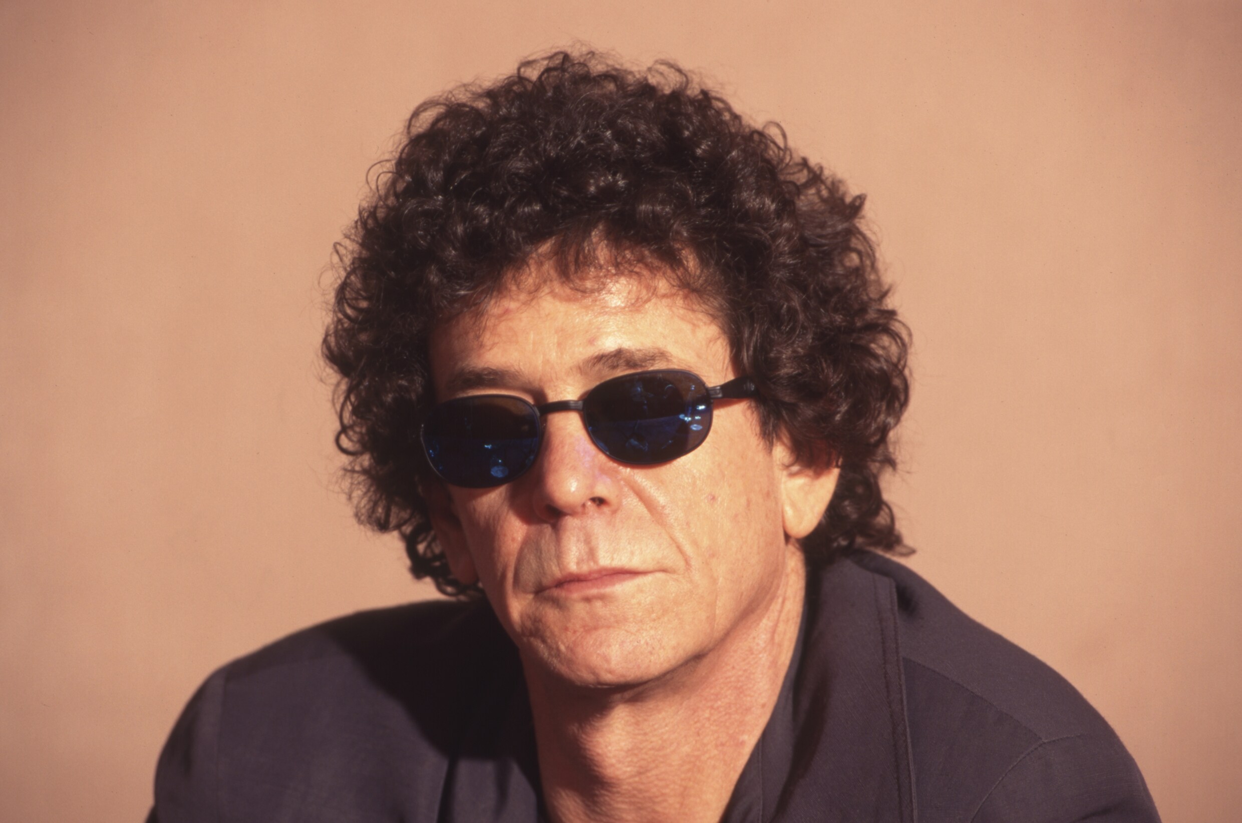 Lou Reed: Ik raak geen microfoon meer aan voor mijn roadie hem een ...